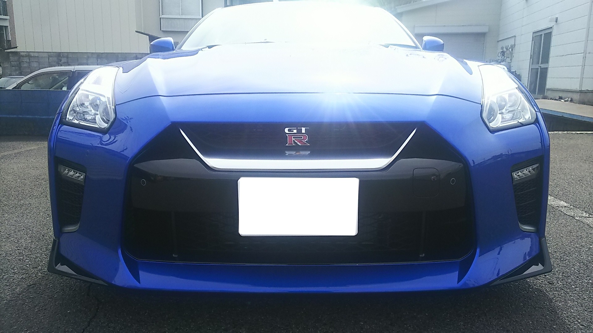 【Wangan Blue】のR35へRECARO☆そして【Nouvelle Blue Pearl】のあのお車も♪ | 日産 GT-R ...