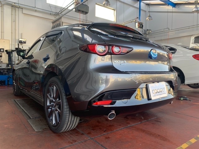 MAZDA 3 [BPEP] 新車 Noxudol900施工 | マツダ MAZDA3 | スタッフ 日記 | コクピット 荒井 | 車のカスタマイズにかかわるスタッフより