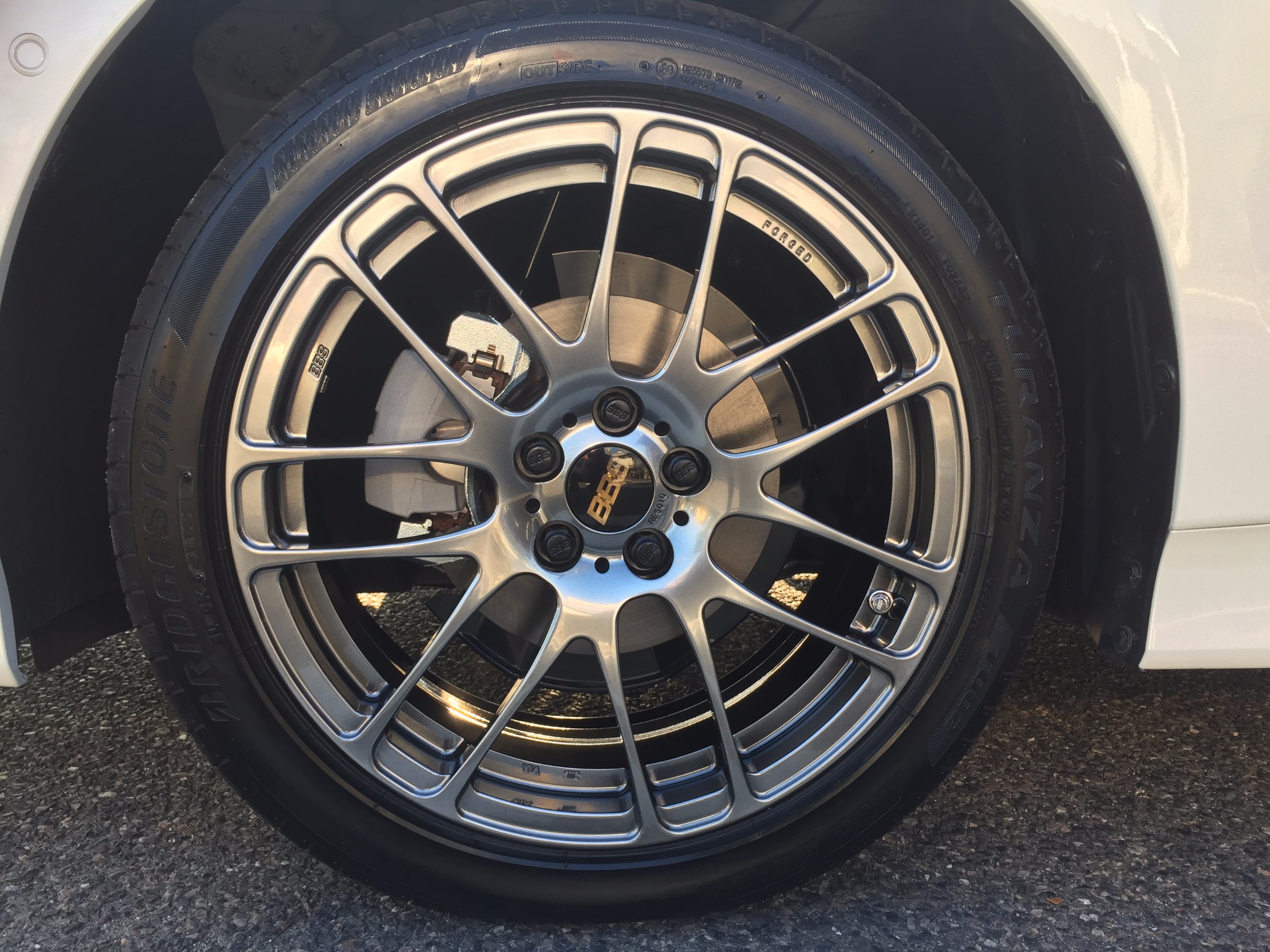 トヨタ プリウス PHV ＆ BBS RE-L2 17インチ ダイヤモンドブラック | オーナーズカーインデックス | カスタマイズカー紹介 | コクピット 荒井 | お客さまの車高調、ドレス ...