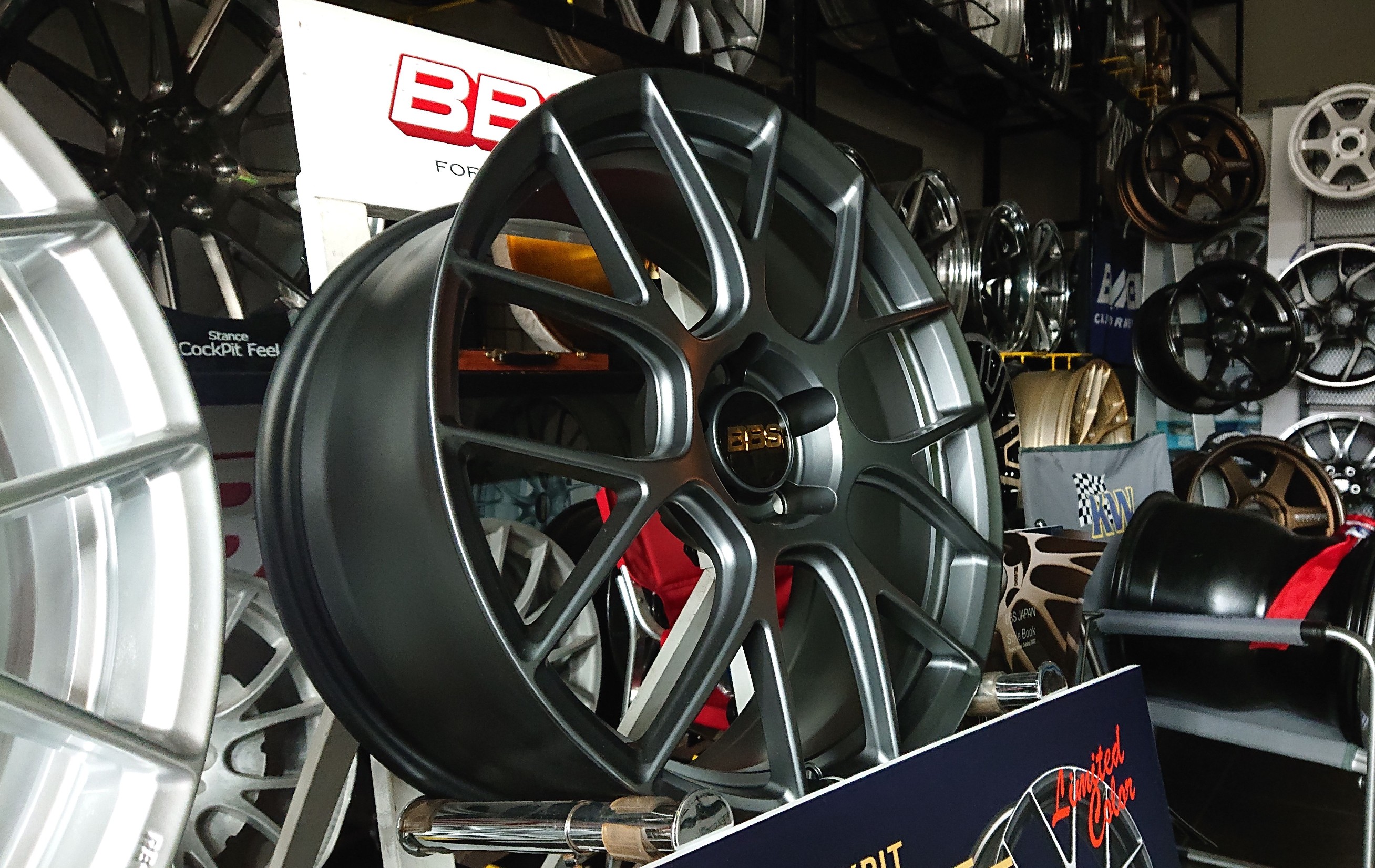 BBS RE-V7 に「コクピット対象店舗」限定カラー マットグレイ（MGR）が登場 !! | ホイール タイヤ > タイヤ・ホイール交換 | Feel Book | スタイルコクピット ...