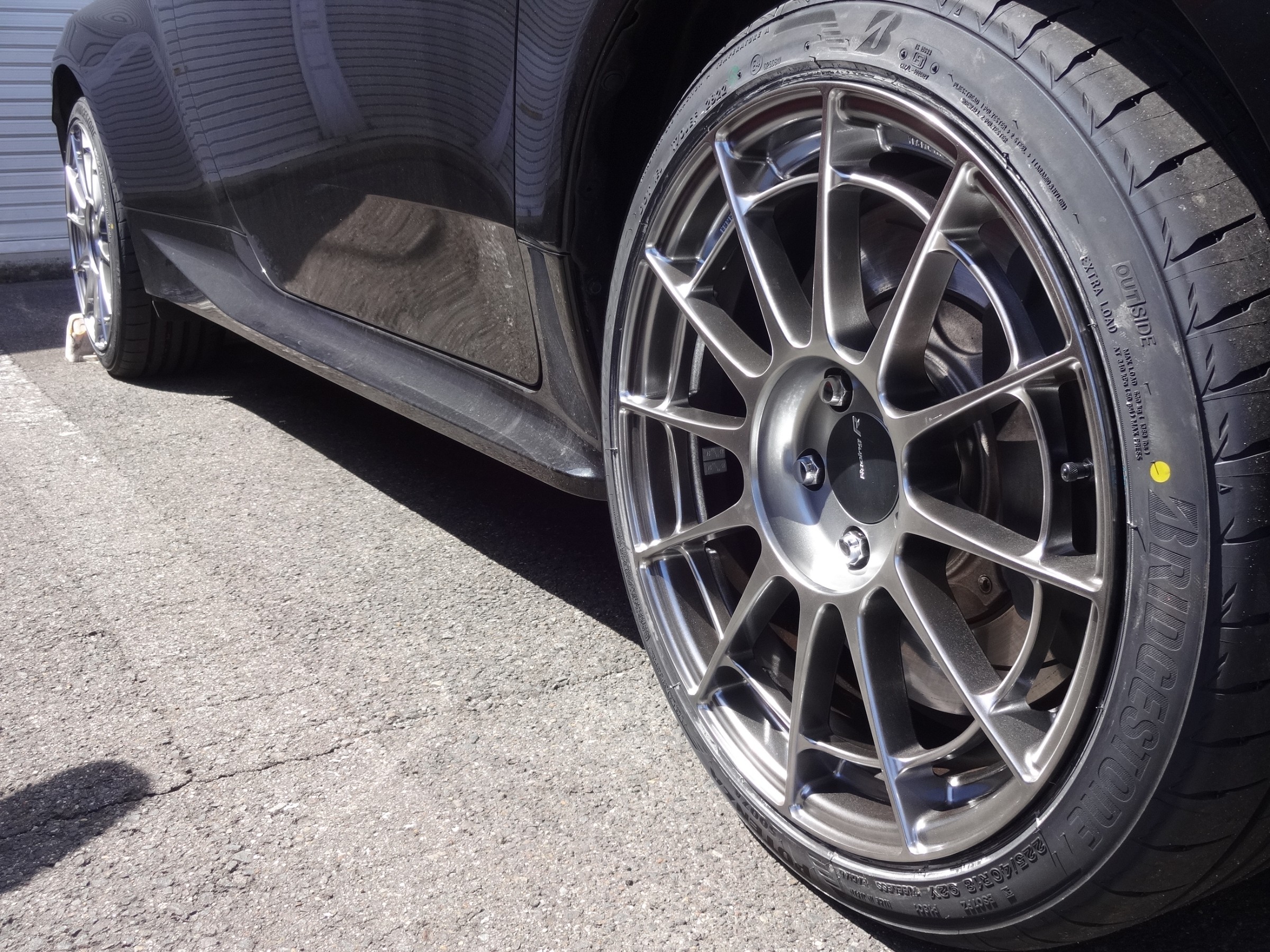 2022年秋ホイール装着事例 GRヤリスにENKEI NT03RR | トヨタ GRヤリス | 今日の出来事 | コクピット 西部 | 車のカスタマイズにかかわるスタッフより