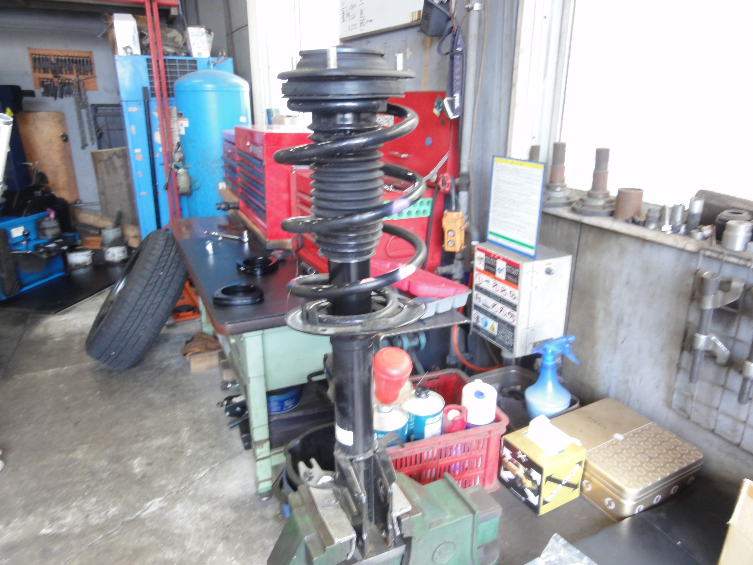 アウトバック（BT5）ネオプロト製「リフトアップスペーサーNEO」装着（持込み）＆アライメント作業。 | スバル アウトバック 足まわり（サスペンション・ブレーキ） > サスペンションパーツ ...