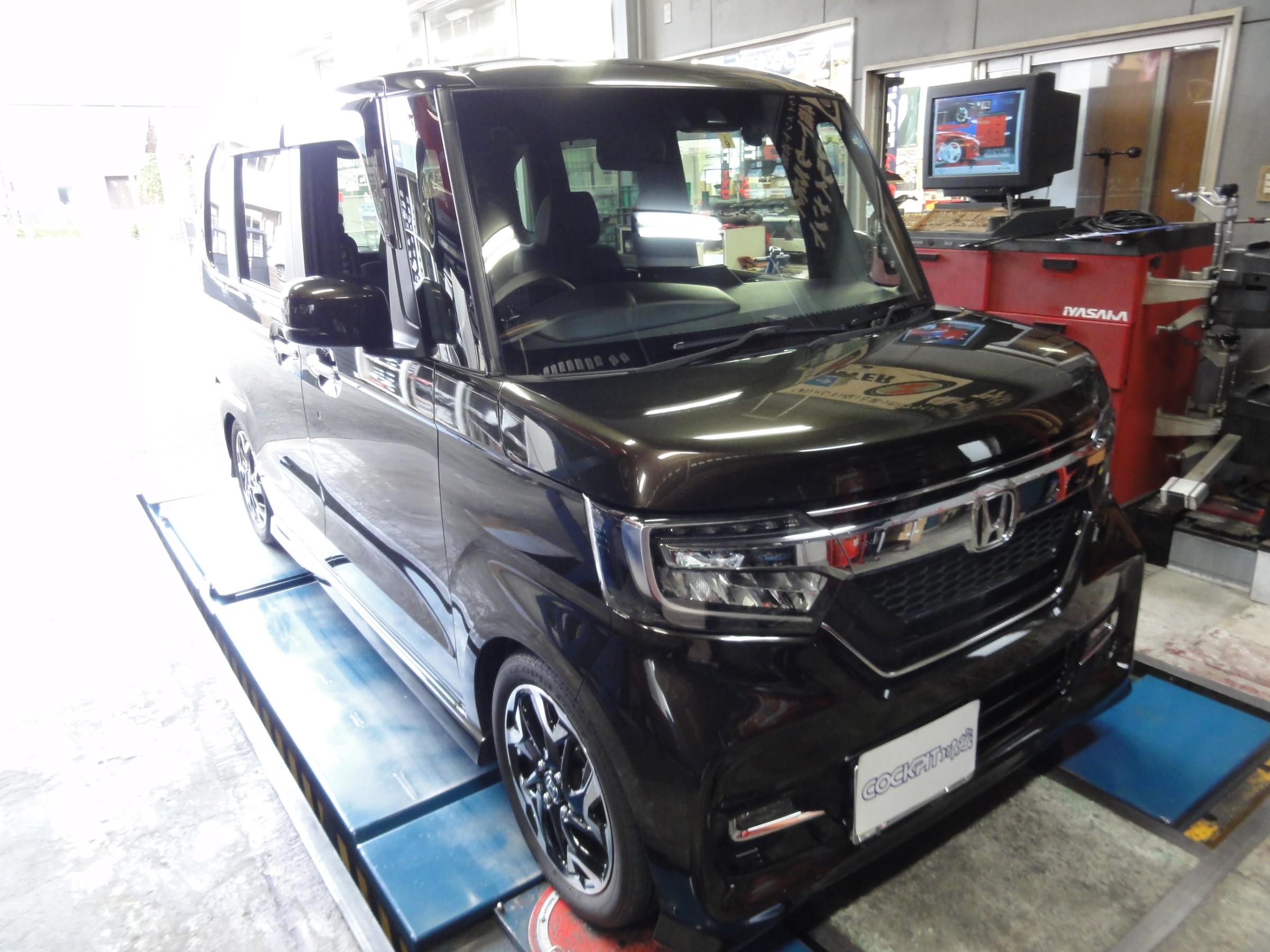 NｰBOXカスタム（JF3）アライメント測定＆調整。 | ホンダ N-BOXカスタム ホイール > 4輪トータルアライメント測定・調整 ...