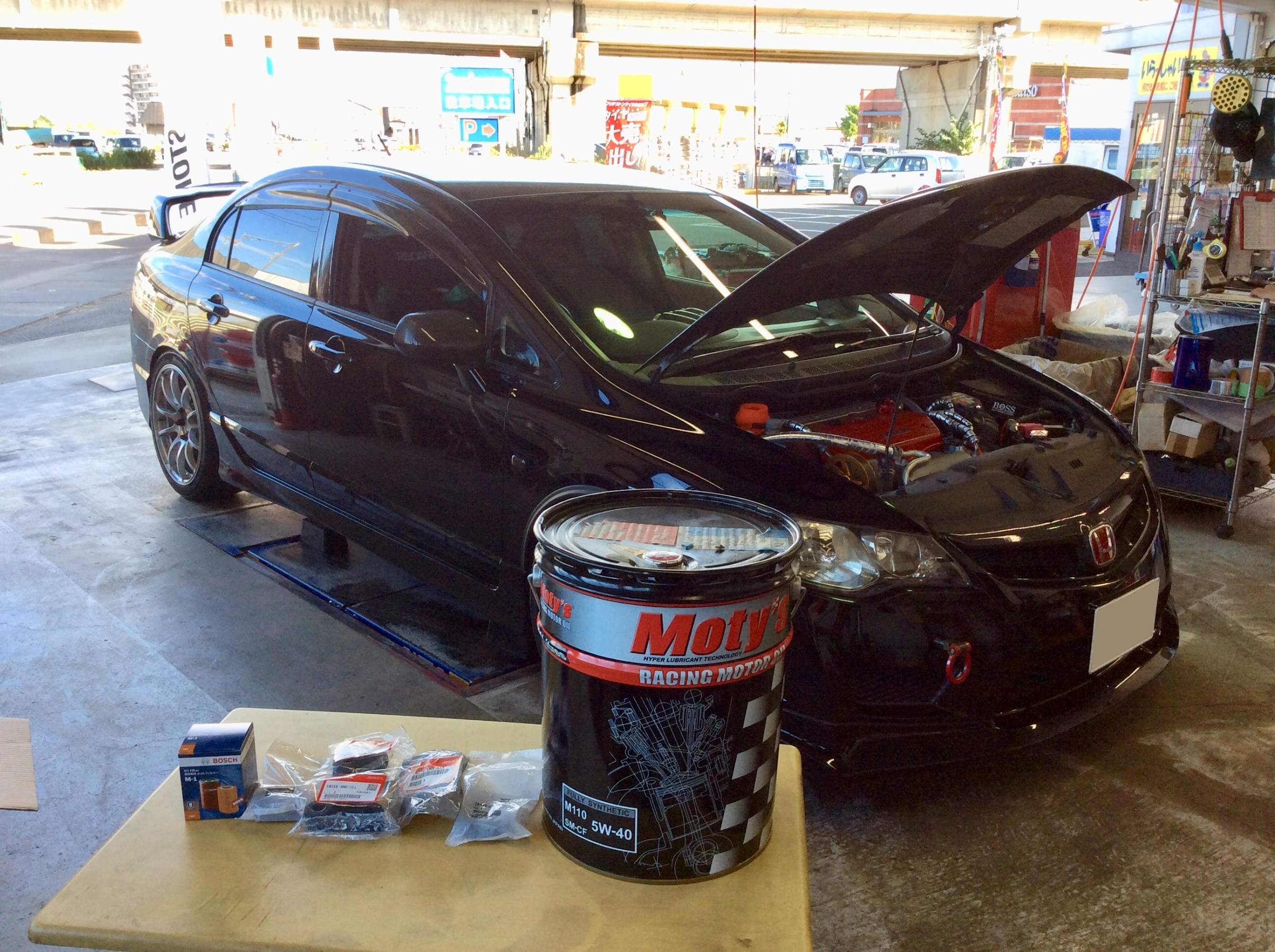 シビックタイプR FD2 マフラーリング交換します！ | スタッフ日記 | コクピット 名取 | 車のカスタマイズにかかわるスタッフより