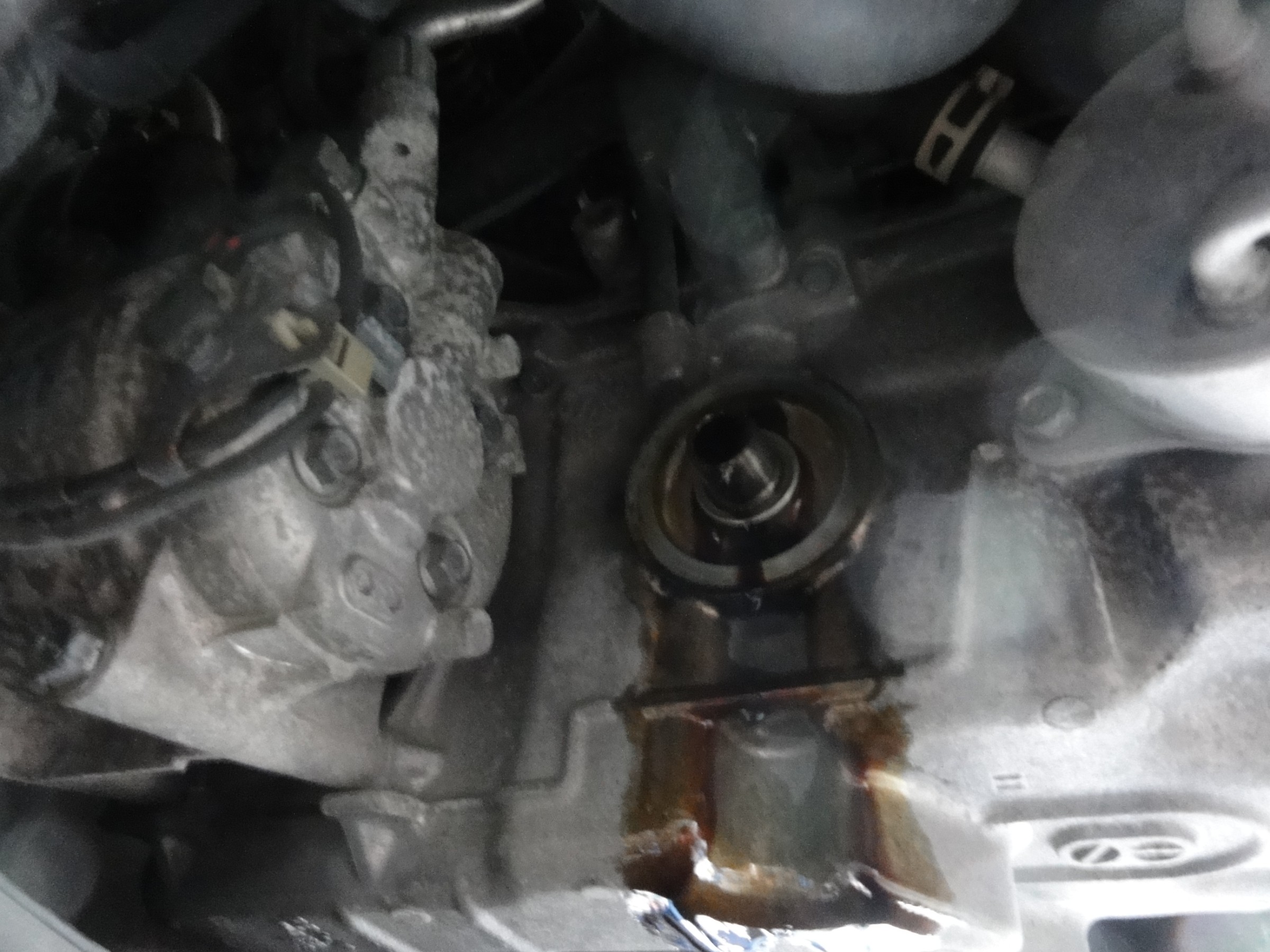 フリード（GB3）エンジンオイル＆オートマオイル（ATF）交換。 | ホンダ フリード メンテナンス（オイル・バッテリー他） メンテナンス（オイル・バッテリー他） > エンジンオイル交換 ...