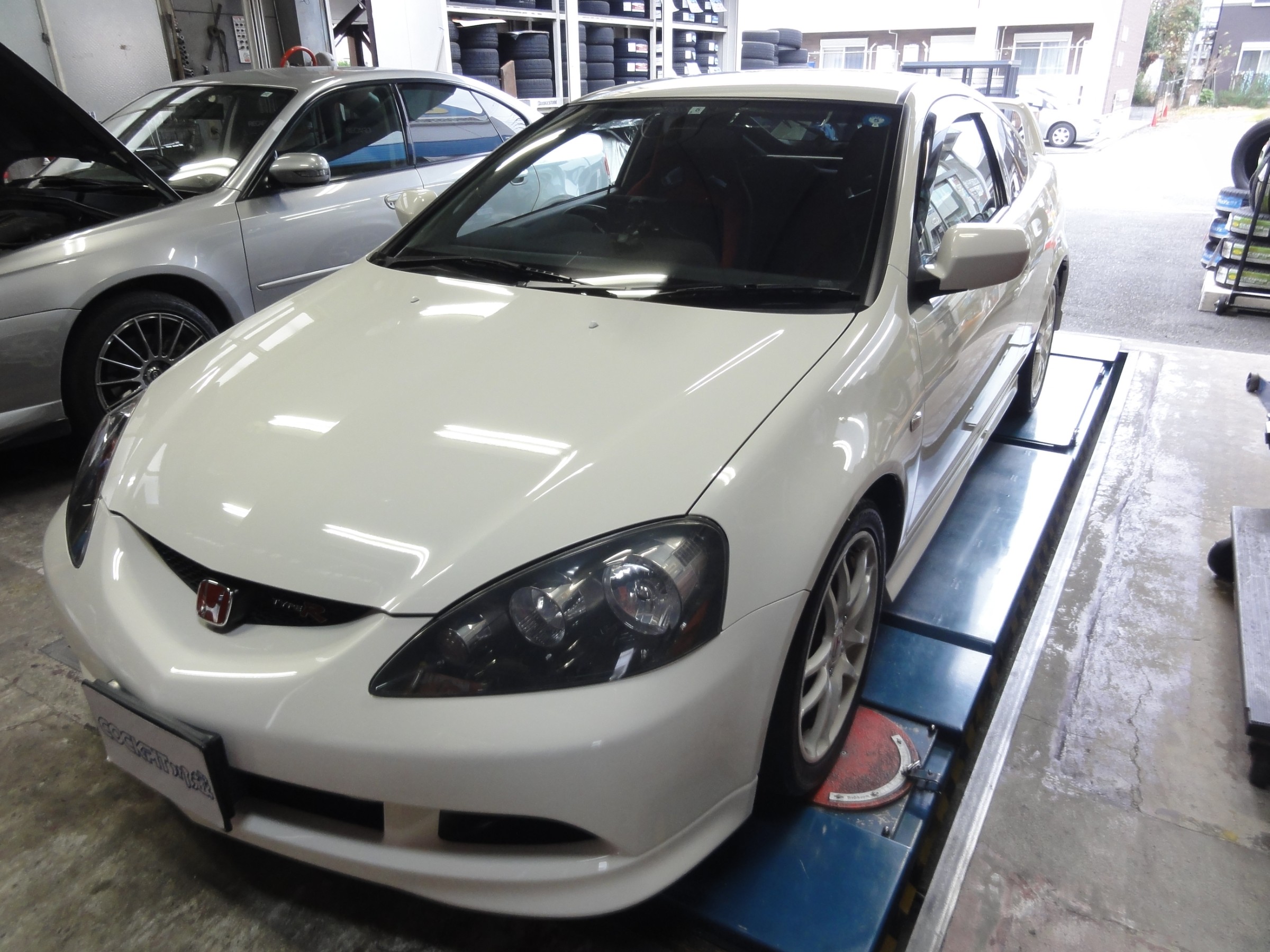 インテグラ タイプR（DC5）マジカルヒューズ（ナノブラック：フルキット）装着＆エアークリーナー交換。 | ホンダ インテグラ タイプR HID・LED（その他電装系） HID・LED（その他 ...