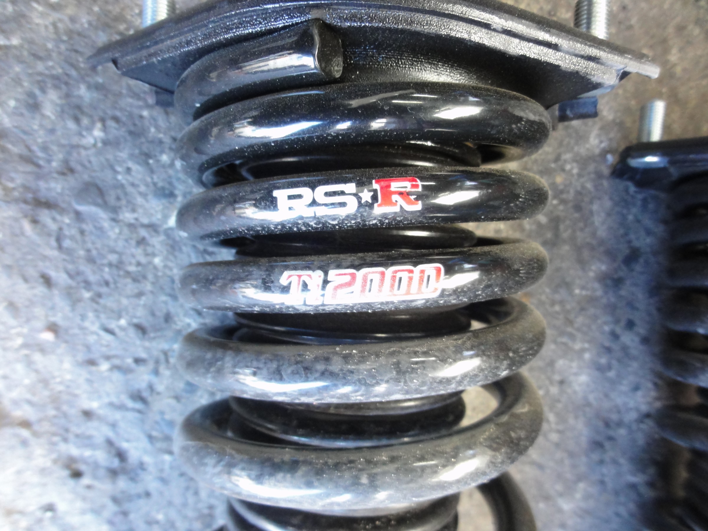 フォレスター（SK9）テイン製特注リヤスプリング装着＆アライメント作業。 | スバル フォレスター 足まわり（サスペンション・ブレーキ ...