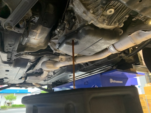 SUBARU FORESTER [SJ5] メンテナンス作業 NUTECエンジンオイル交換&CVTフルード交換・NGKスパークプラグ交換 ...