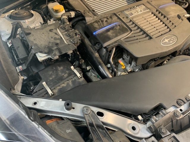 SUBARU FORESTER [SJ5] メンテナンス作業 NUTECエンジンオイル交換&CVTフルード交換・NGKスパークプラグ交換 ...