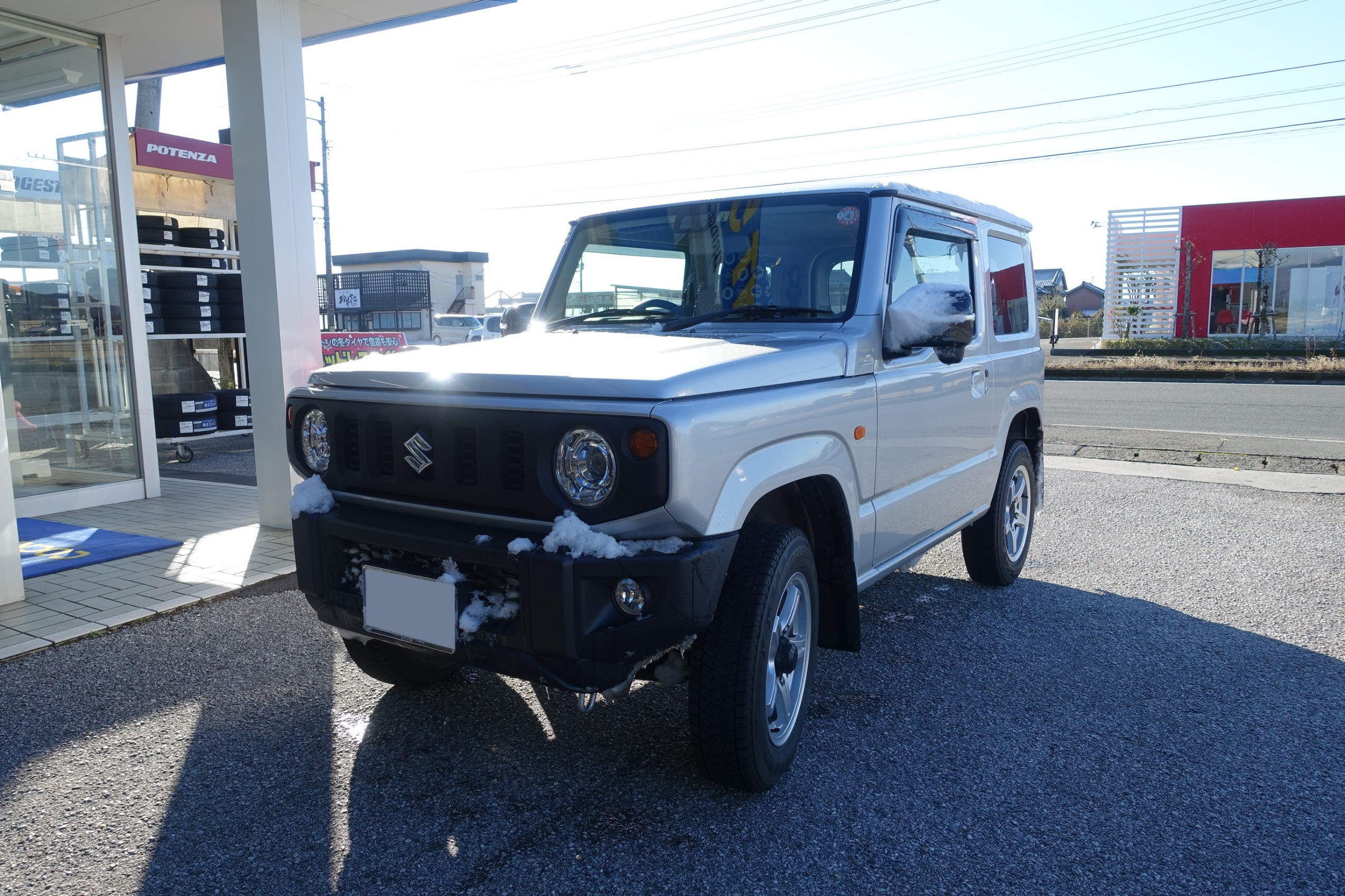 まるで仲が良い夫婦のように相性抜群なんですよ！スズキ 新型ジムニー（JB64W）に「RECARO LX-F WU110」の取り付け！ | スズキ ジムニー | 店長アサコのブログ ...