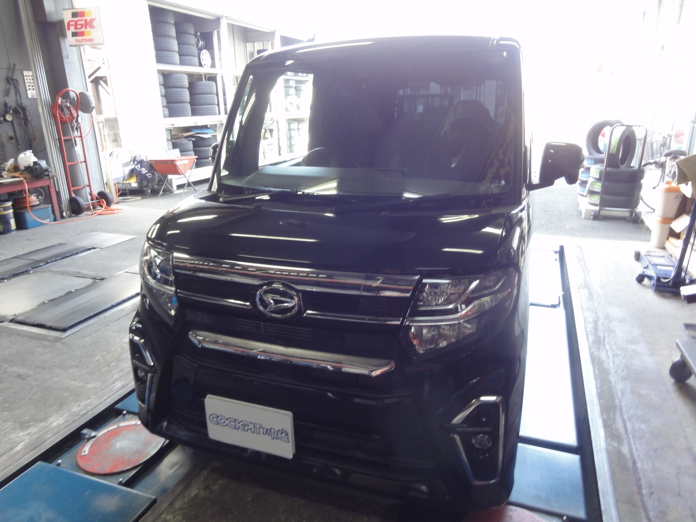 タント カスタム（LA650S）REAL製ステアリング装着＆アライメント作業。 | ダイハツ タントカスタム インテリア インテリア > ステアリング交換 | 作業日誌 | コクピット 川越 ...