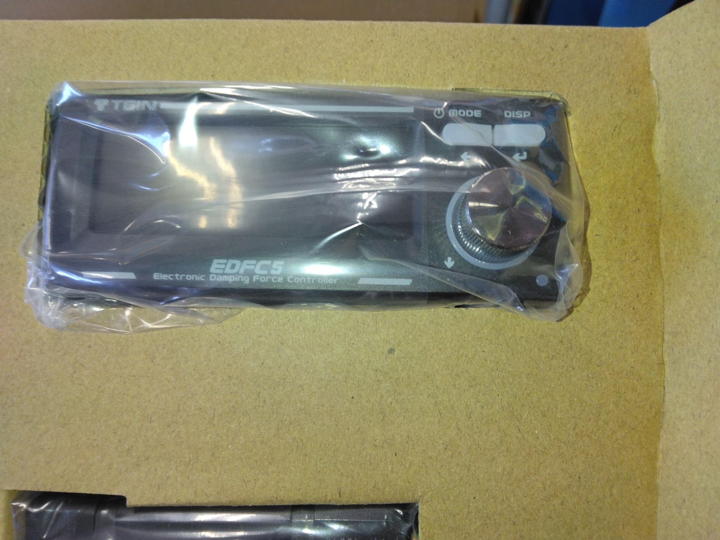 TEIN EDFC 5 | 足まわり（サスペンション・ブレーキ） | 商品情報 | コクピット 前橋 | おすすめ商品（タイヤ、ホイール、カーナビ、ETC、サスペンション、車高調、足回りなど）