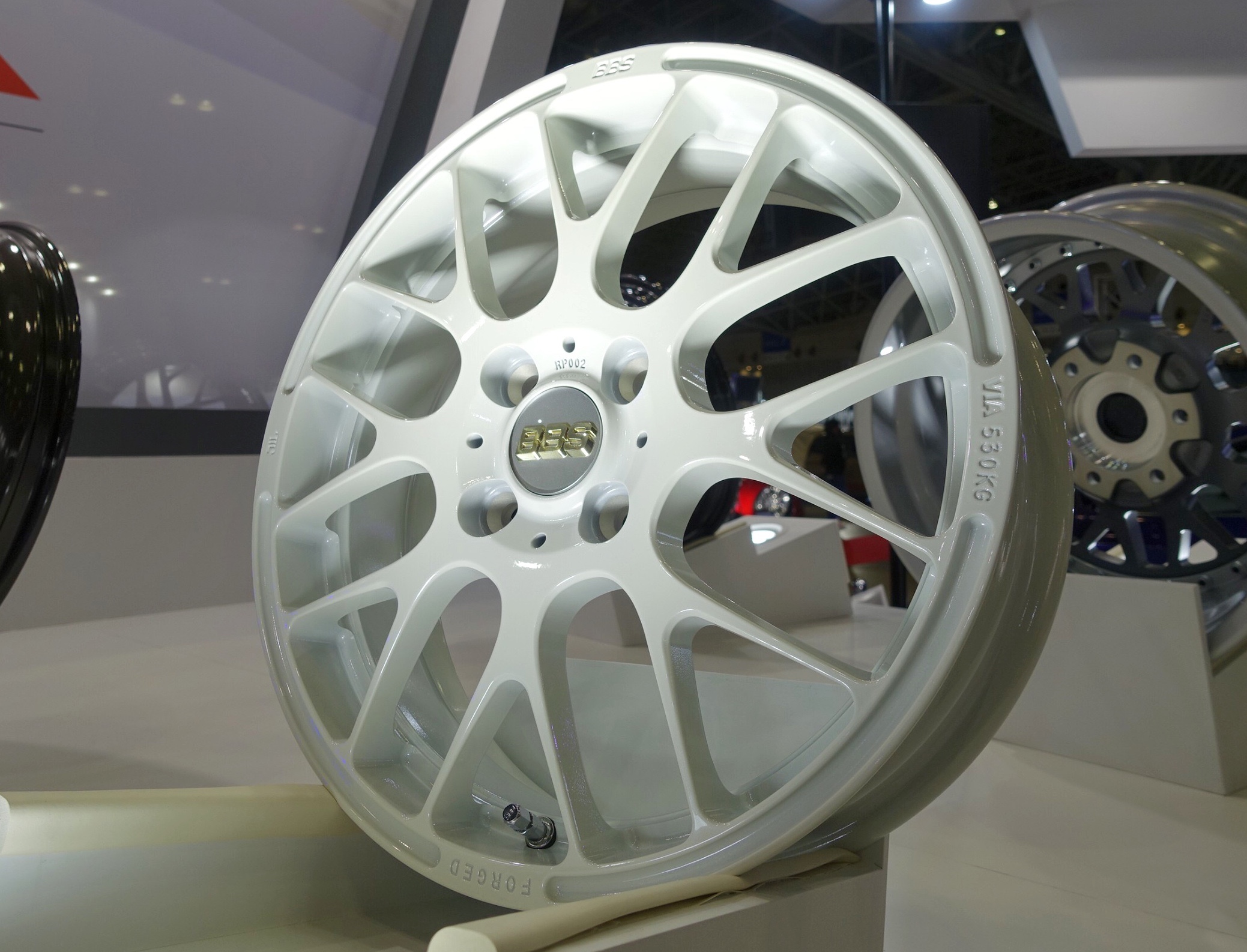 「東京オートサロン2023 BBS編」期間限定発売の“LM”やハイエースにお似合いの“RT-X”を見ていると興奮しすぎて心臓がバクバクしちゃいます！ | 店長アサコのブログ | コクピット ...