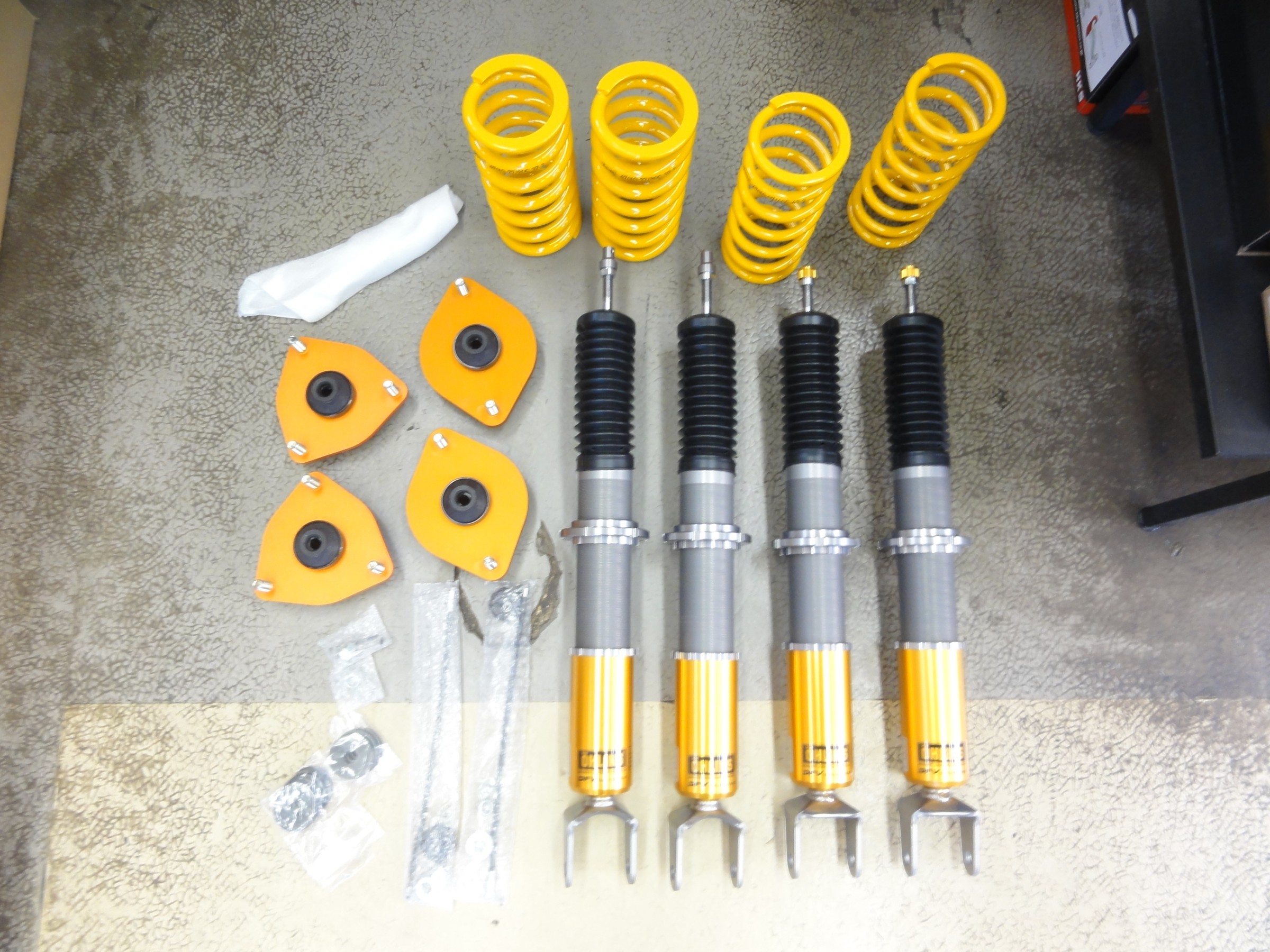 ロードスター（ND5RC）オーリンズ製車高調「DFV：コンプリートキット」装着＆アライメント作業。 | マツダ ロードスター 足まわり（サスペンション・ブレーキ） 足まわり（サスペンション ...