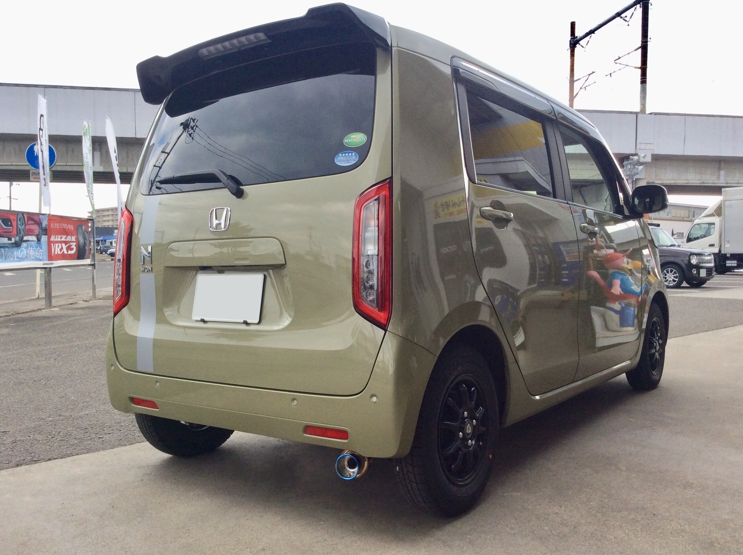 N-WGN JH3 マフラー交換します！ | ホンダ N-WGN | カスタマイズ別ショーケース | コクピット 名取 | お店の取付加工事例紹介
