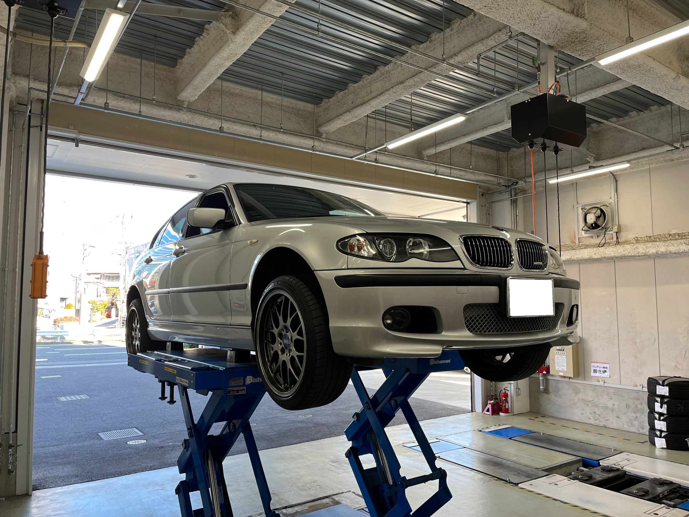 BMW E46…ATF交換 | スタッフ日記 | コクピット21世田谷 | 車のカスタマイズにかかわるスタッフより