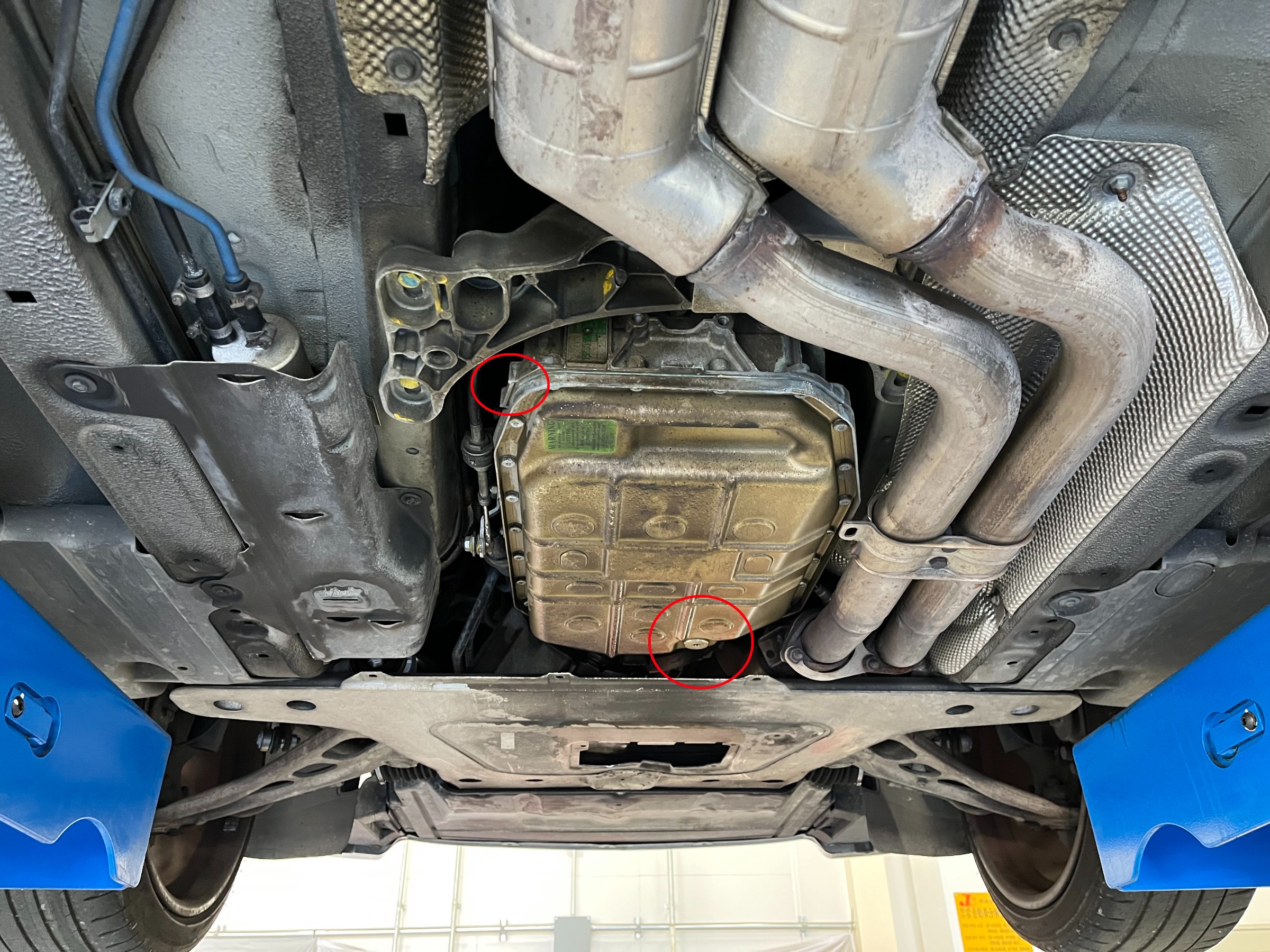 BMW E46…ATF交換 | スタッフ日記 | コクピット21世田谷 | 車のカスタマイズにかかわるスタッフより