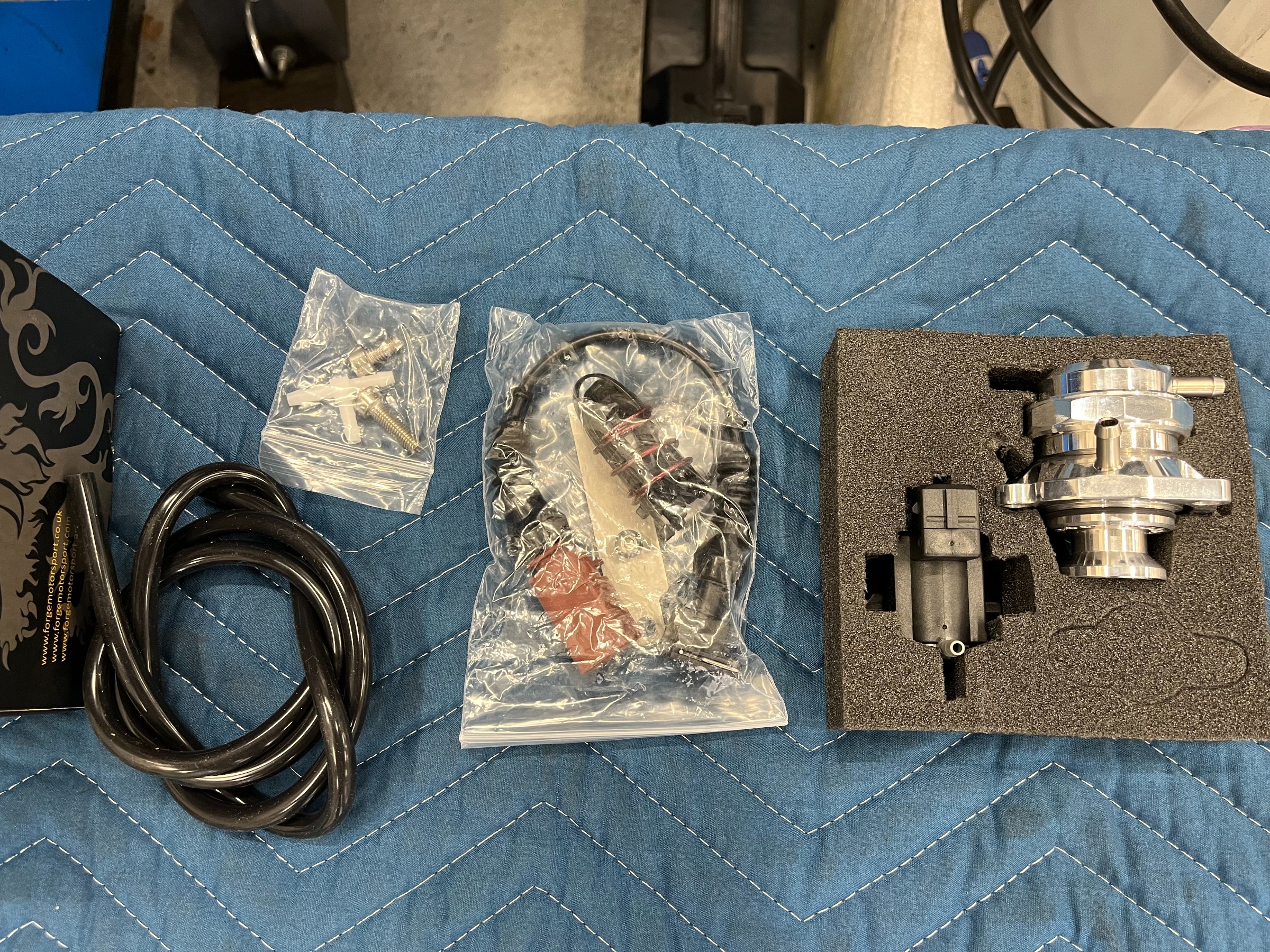 ゴルフ7 GTI…【Forge DV】 + 【メンテナンス】。 | 取り付け事例 | コクピット21世田谷 | お店の取付加工事例紹介