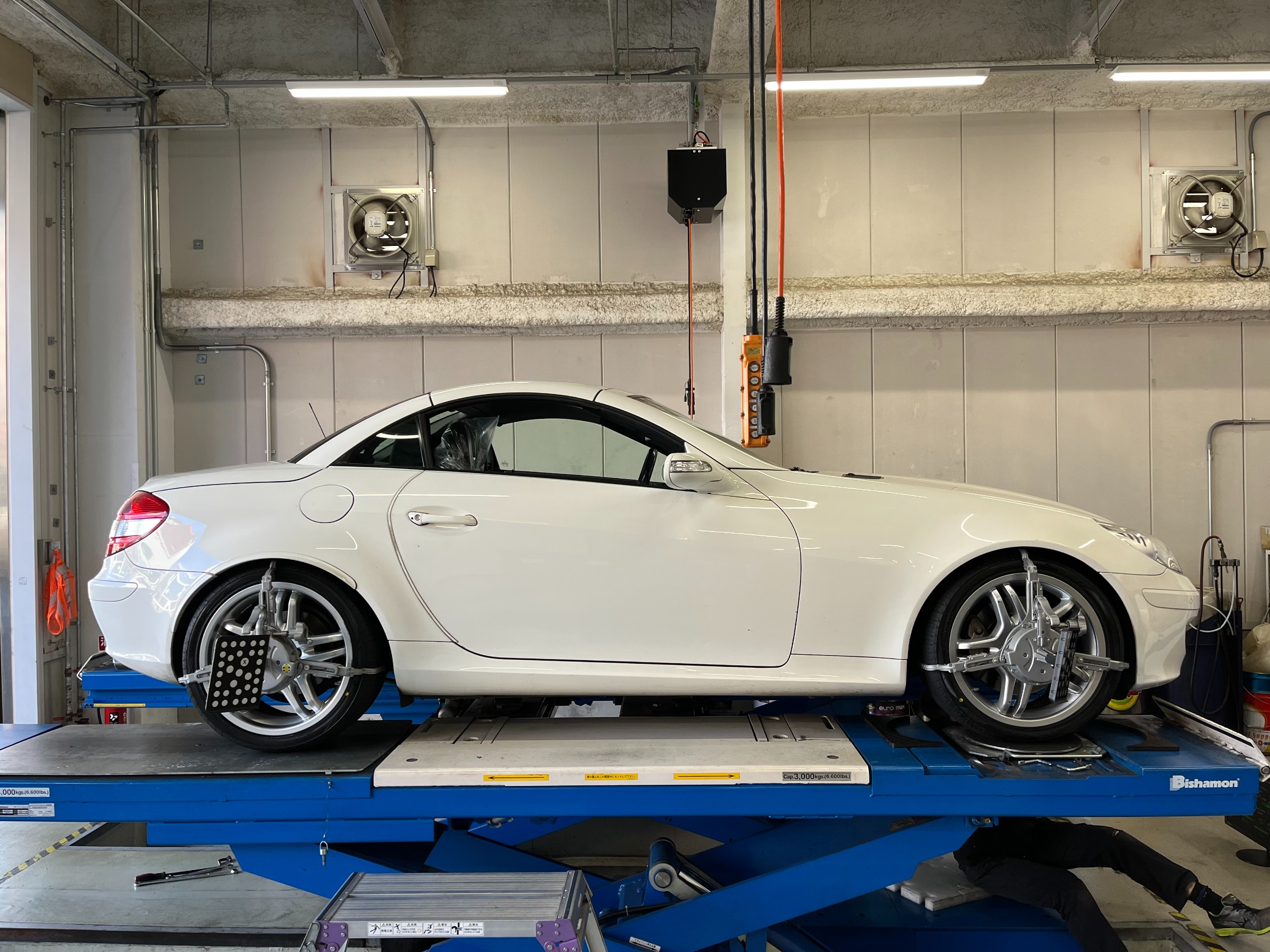 SLK 350 R171 … 【NUTEC】+【REGNO】。 | スタッフ日記 | コクピット21世田谷 | 車のカスタマイズにかかわるスタッフより