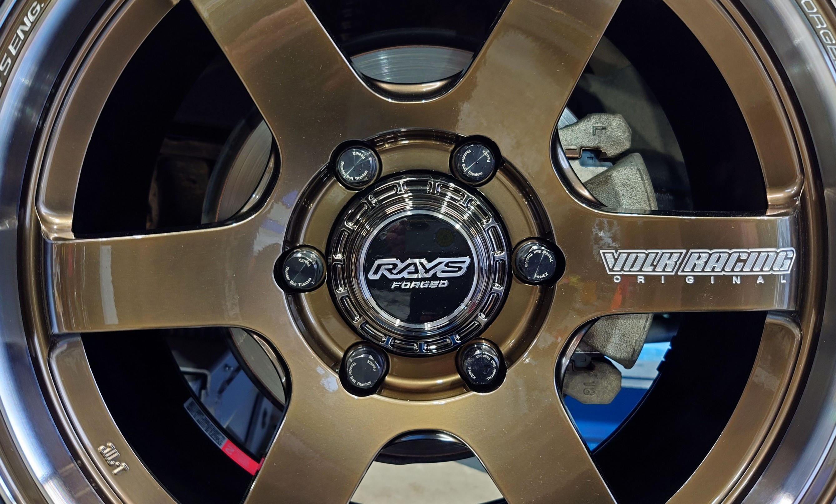 RAYS（レイズ）VOLK RACING（ボルクレーシング）TE37SB tourer SR & サンダーボルト ジャパン The PENTAGON for LEXUS/TOYOTA の装着 ...