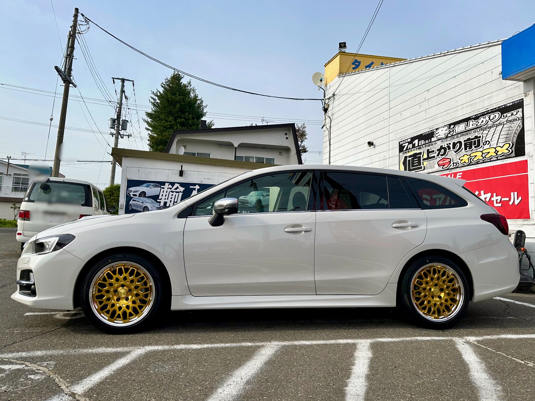 WORK Seeker CX | オーナーズカーインデックス | カスタマイズカー紹介 | コクピット 白樺 | お客さまの車高調、ドレスアップ、カスタマイズなど加工取付事例車両の紹介