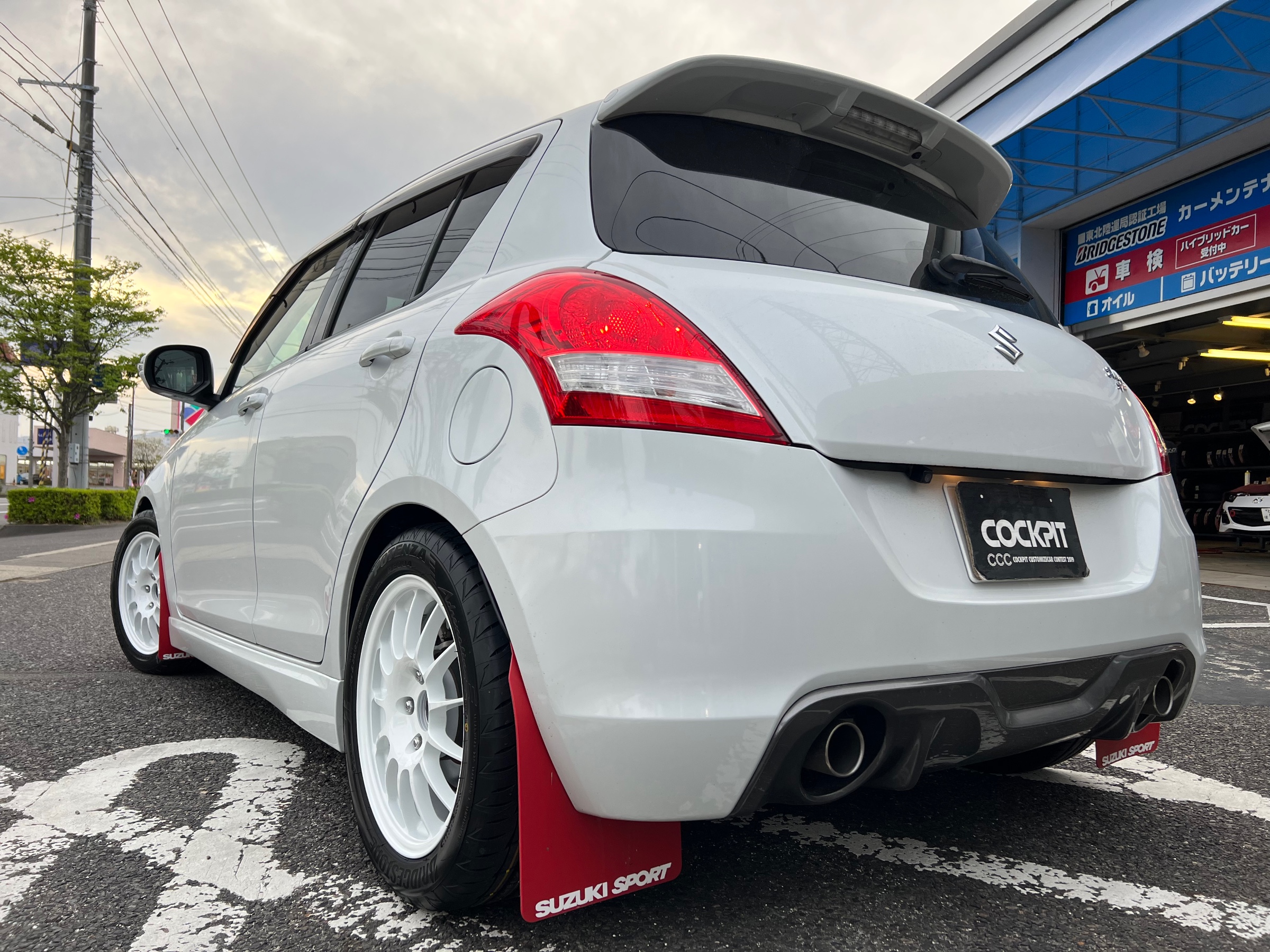 スイフトスポーツ カスタマイズ事例 : ZC32S × ENKEI sport RC-T5 & POTENZA Adrenalin RE004 | オーナーズカーインデックス | カスタマイズ ...