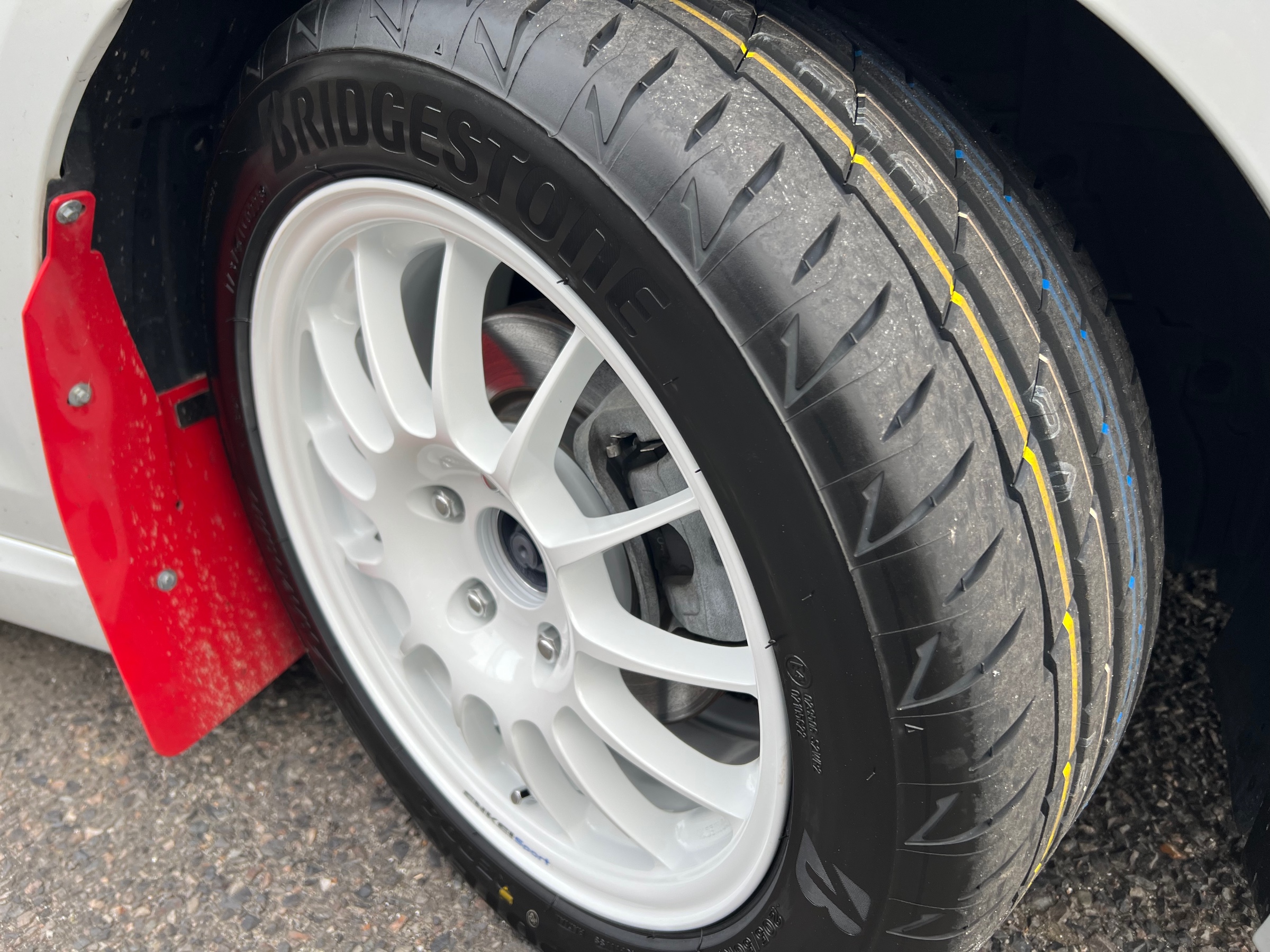 スイフトスポーツ カスタマイズ事例 : ZC32S × ENKEI sport RC-T5 & POTENZA Adrenalin RE004 | オーナーズカーインデックス | カスタマイズ ...