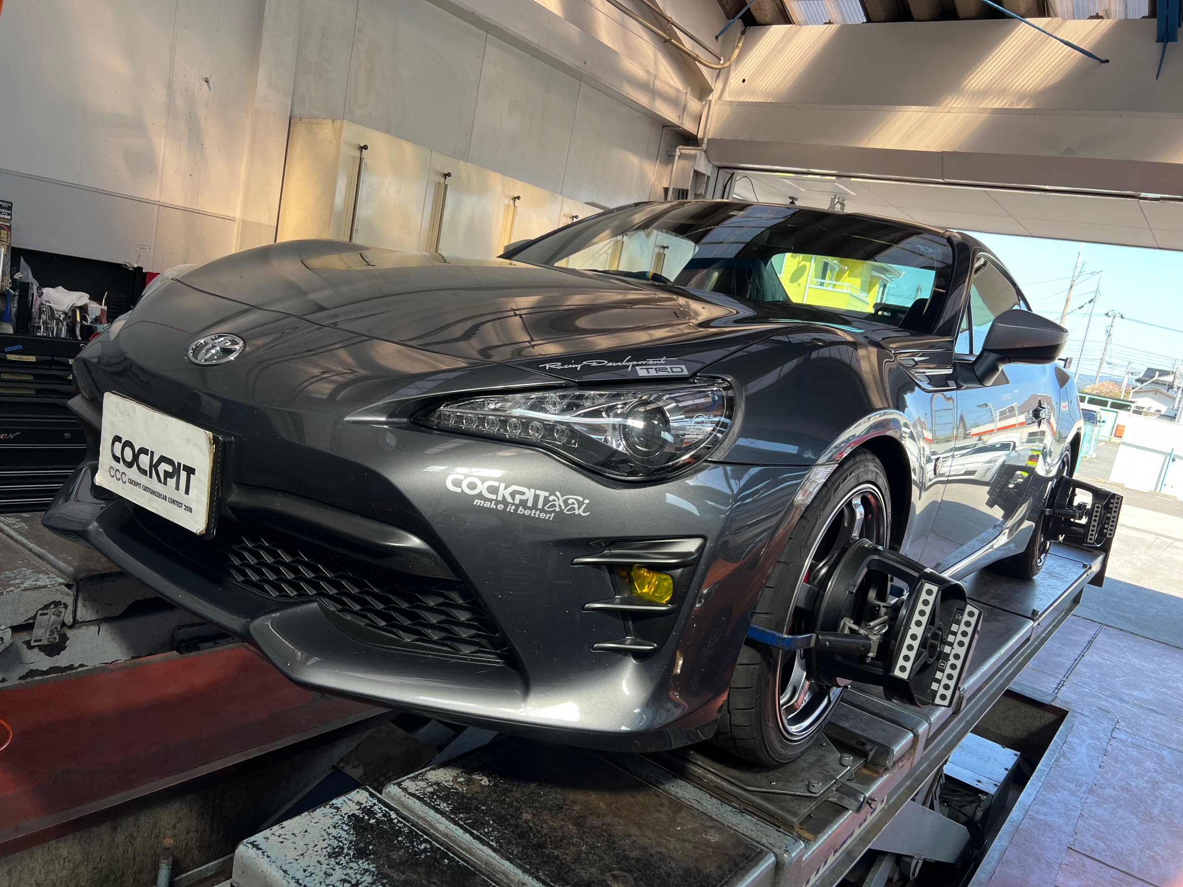 86 カスタマイズ事例 : TOYOTA 86 ZN6 KOUKI × ADVAN RACING アドバンレーシング TC-4 | オーナーズカーインデックス | カスタマイズカー紹介 ...