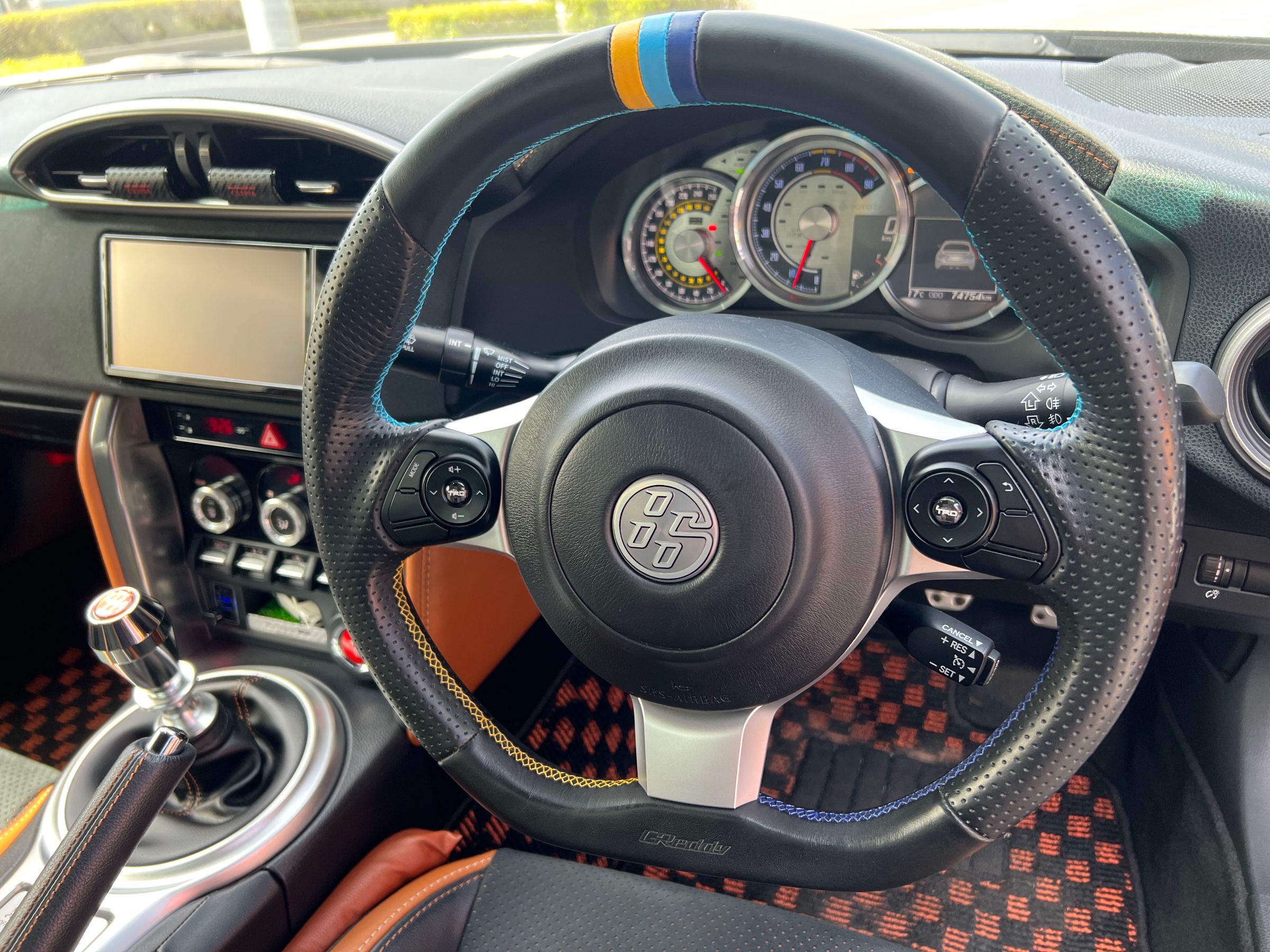 86 カスタマイズ事例 : TOYOTA 86 ZN6 KOUKI × ADVAN RACING アドバンレーシング TC-4 | オーナーズカーインデックス | カスタマイズカー紹介 ...