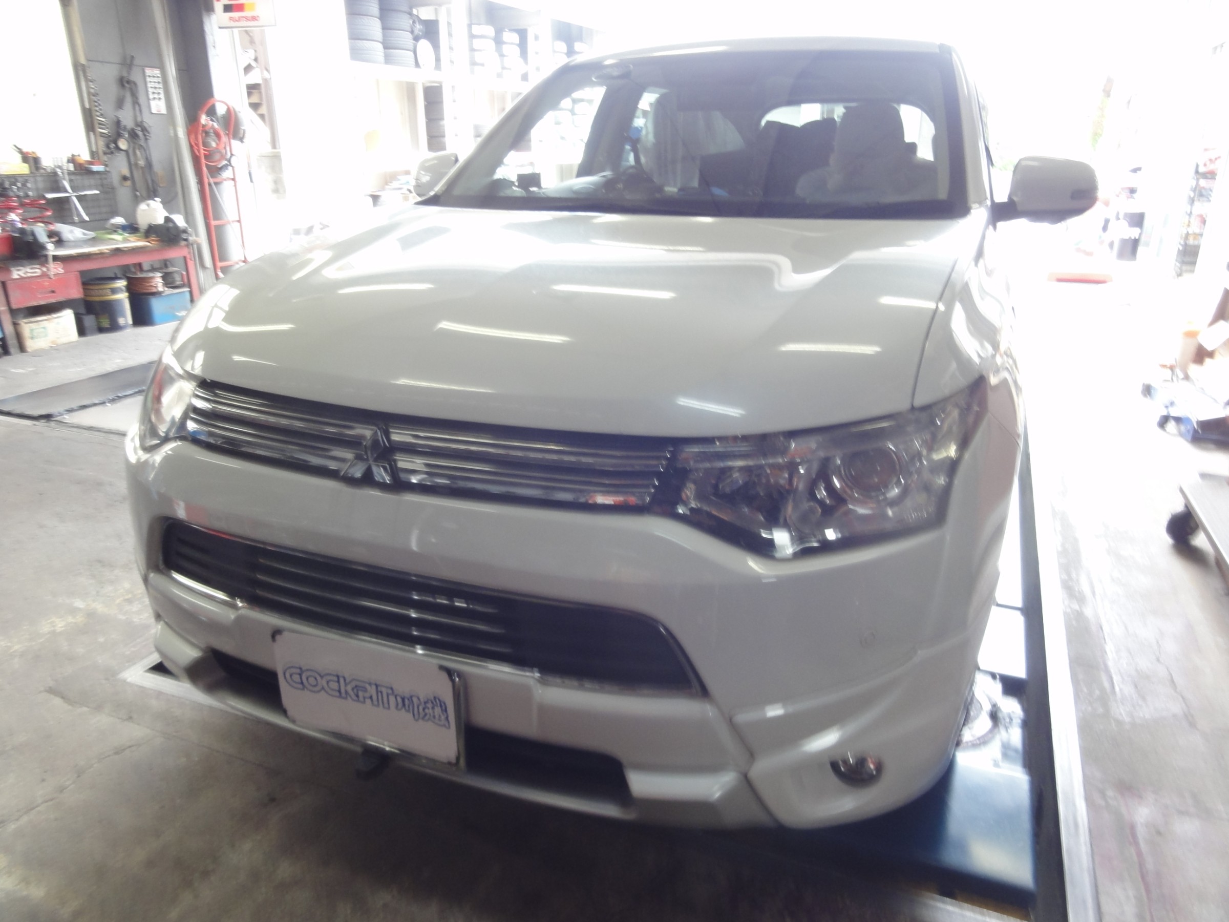 アウトランダー（GG2W：PHEV）アライメント測定＆調整。 | 三菱 アウトランダーPHEV ホイール > 4輪トータルアライメント測定・調整 | 作業日誌 | コクピット 川越 | お店の ...