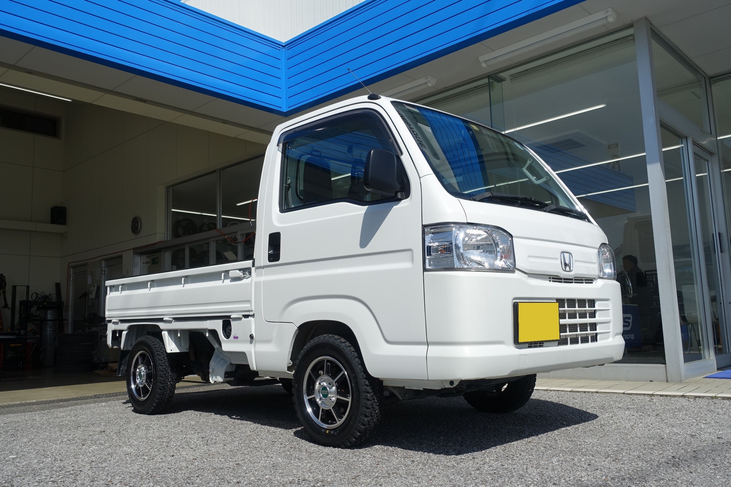 伝説のミッドシップ2シーターには伝説のホイールがお似合いです！ホンダ アクティトラック（HA9）&「ハヤシ ストリート SF ...