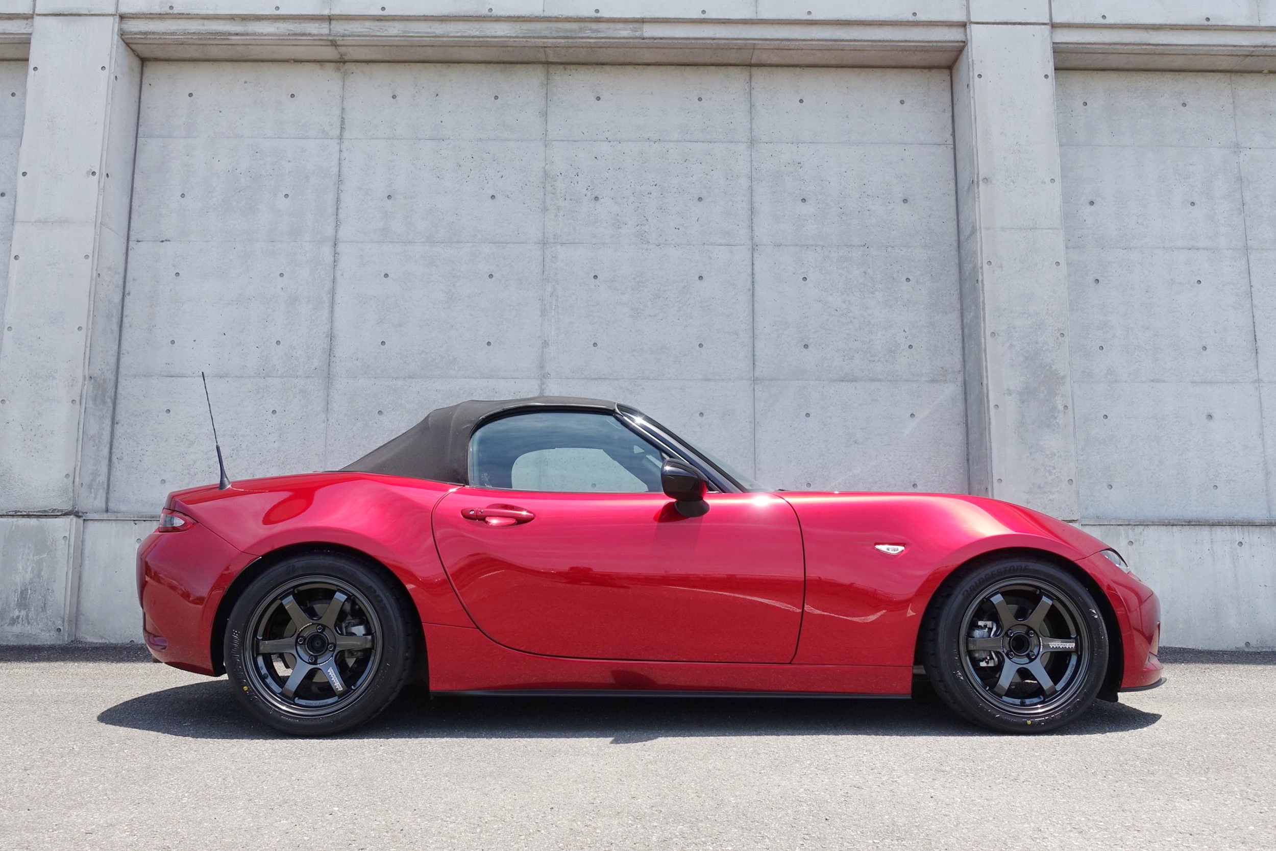 走りの16インチも良いんですよね～！マツダ ロードスター（ND5RC）に「RAYS TE37 SONIC」&「POTENZA RE-71RS」の取り付け！ | マツダ ロードスター | 店長 ...