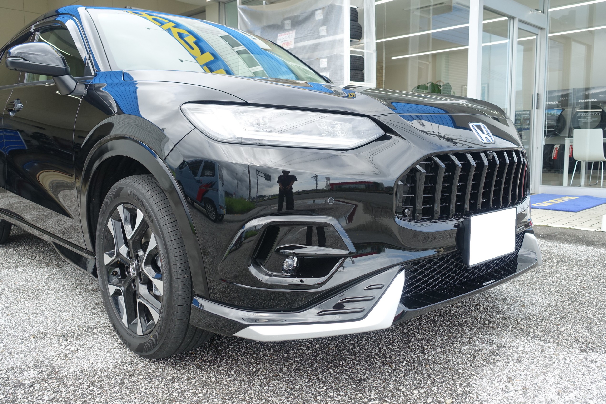 “心地よいサウンド”と“圧倒的な存在感”をゲットしたい方には4本出しがオススメですよ！ホンダ ZR-V（RZ5）に「無限 スポーツエキゾースト ...