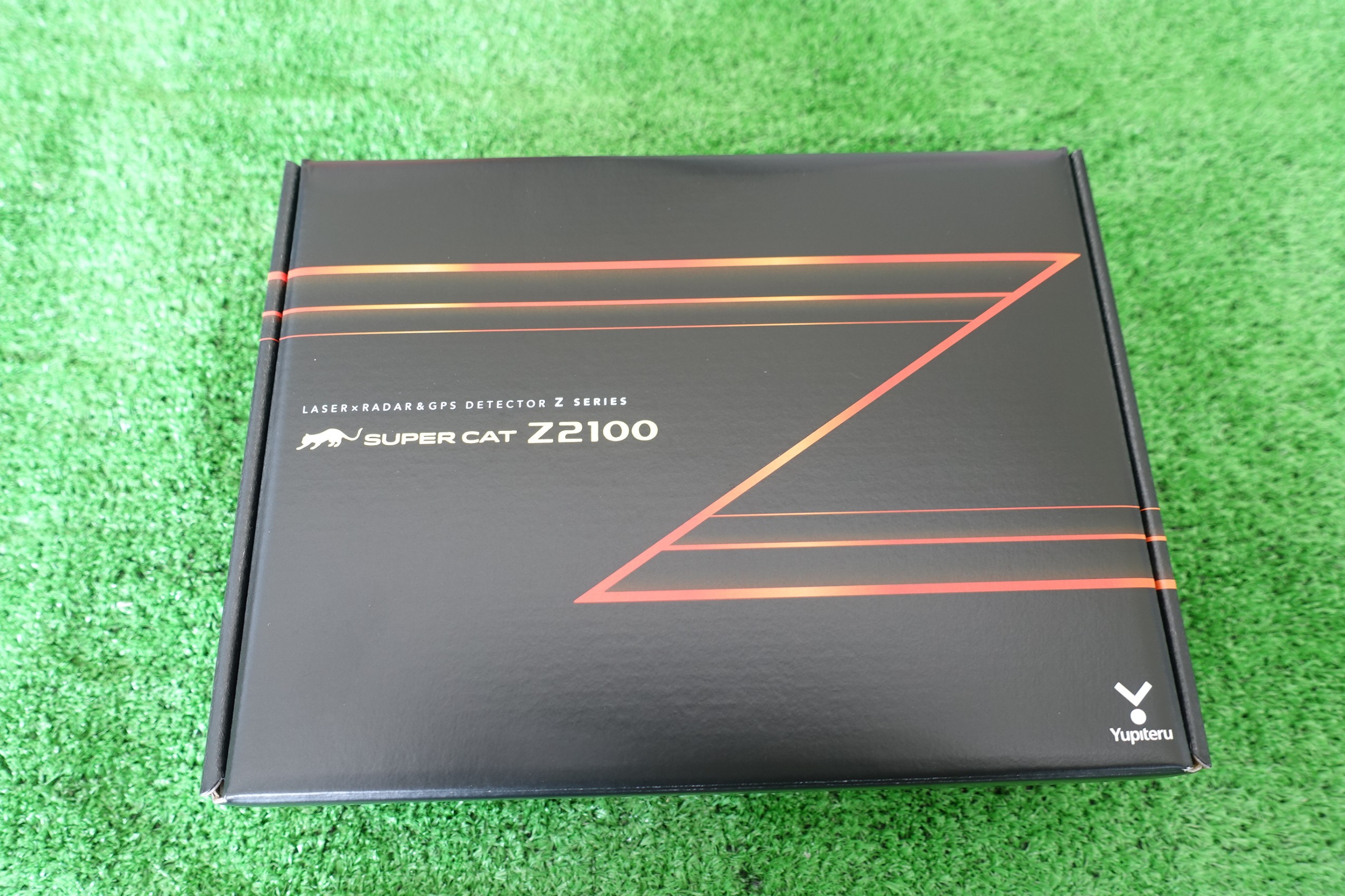 操作性と視認性にこだわって、こんな場所に取り付けました！ホンダ ZR-V（RZ5）に「ユピテル MSSS対応 レーザー＆レーダー探知機 ...