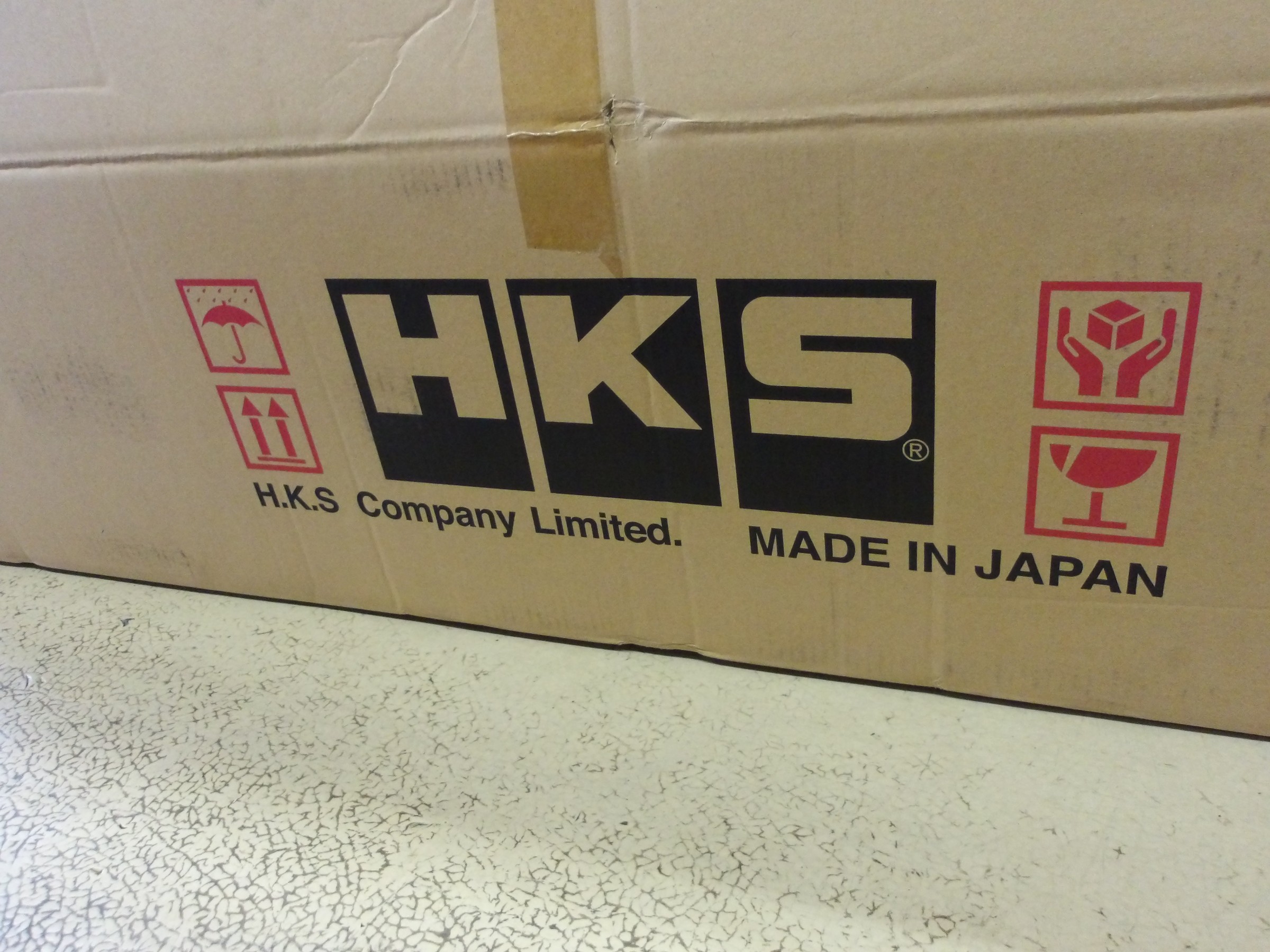 GRヤリス（GXPA16）HKS製メタルキャタライザー（保安基準適合）装着。 | トヨタ GRヤリス 吸・排気系 吸・排気系 > マフラー取付 | 作業日誌 | コクピット 川越 | お店の得意技紹介