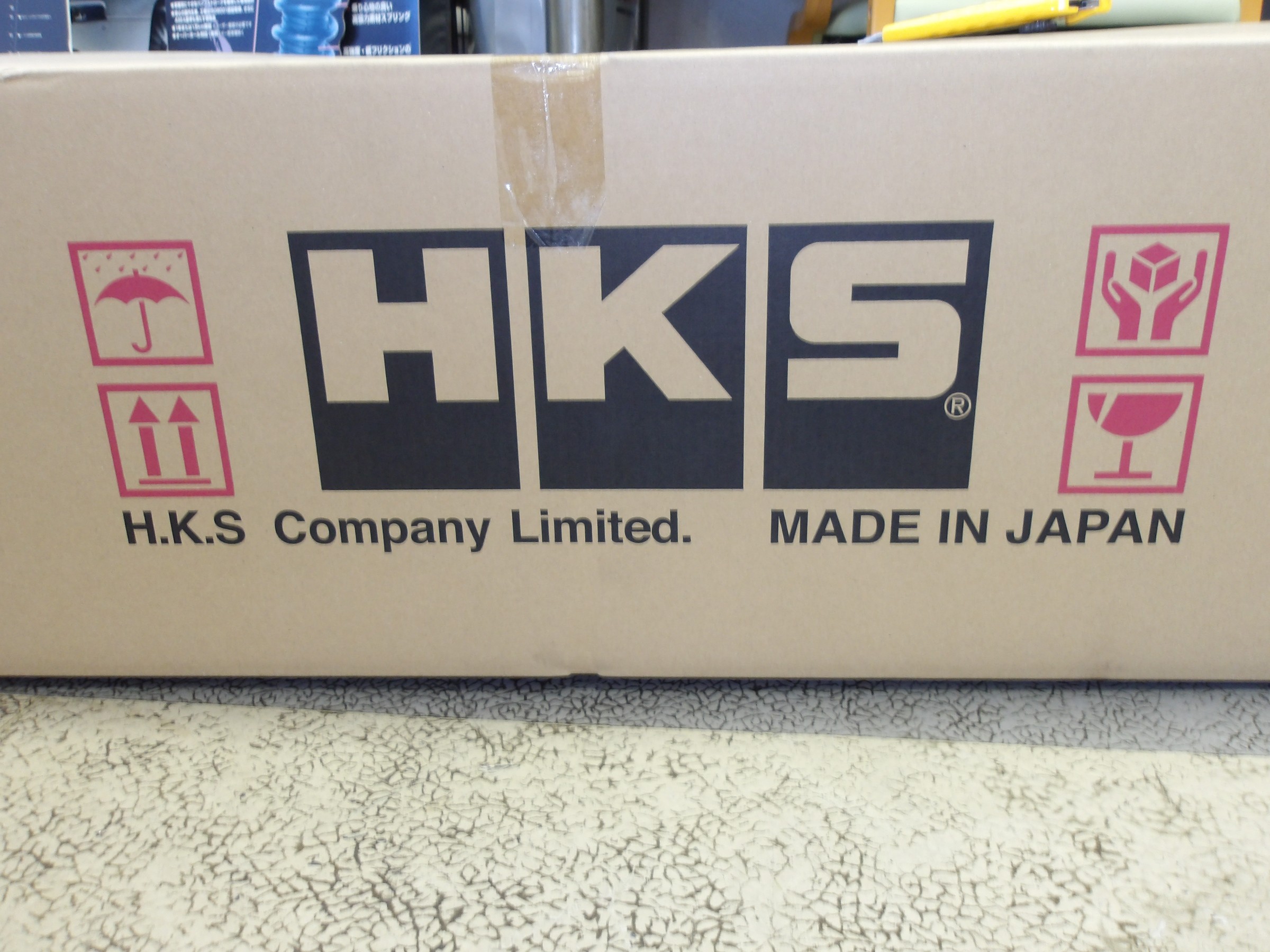 GRヤリス（GXPA16）HKS製メタルキャタライザー（保安基準適合）装着。 | トヨタ GRヤリス 吸・排気系 吸・排気系 > マフラー取付 | 作業日誌 | コクピット 川越 | お店の得意技紹介