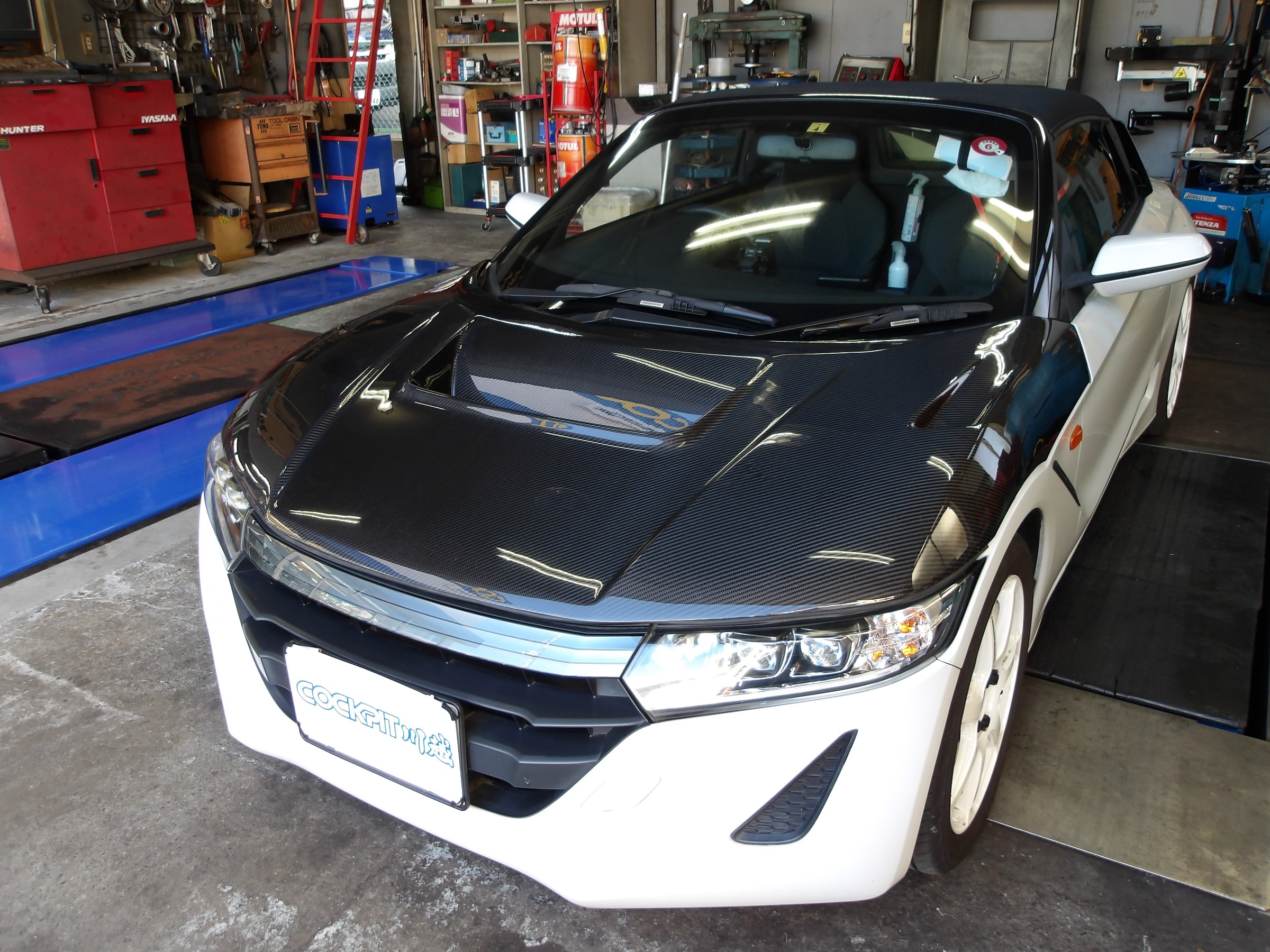S660（JW5）car garage amis製カーボンボンネット装着。 | ホンダ S660 エクステリア エクステリア > エアロパーツ塗装、取付 | 作業日誌 | コクピット 川越 ...