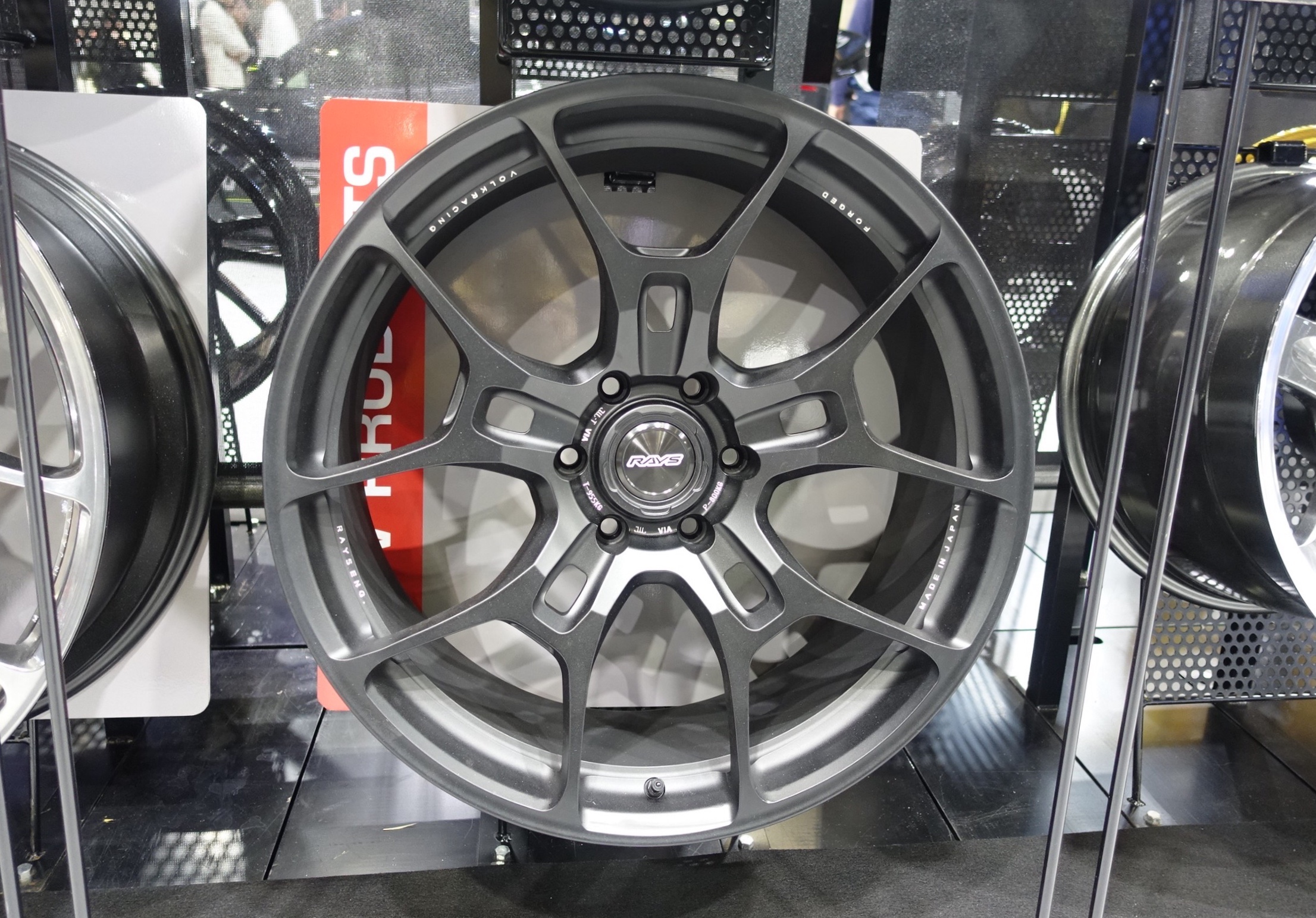 「東京オートサロン 2024 RAYSレイズブース」”G025 LTD” や "HOMURA 2×9L-RA”などなど今年も注目のホイールが次々に登場しますよ！ | 店長アサコのブログ ...