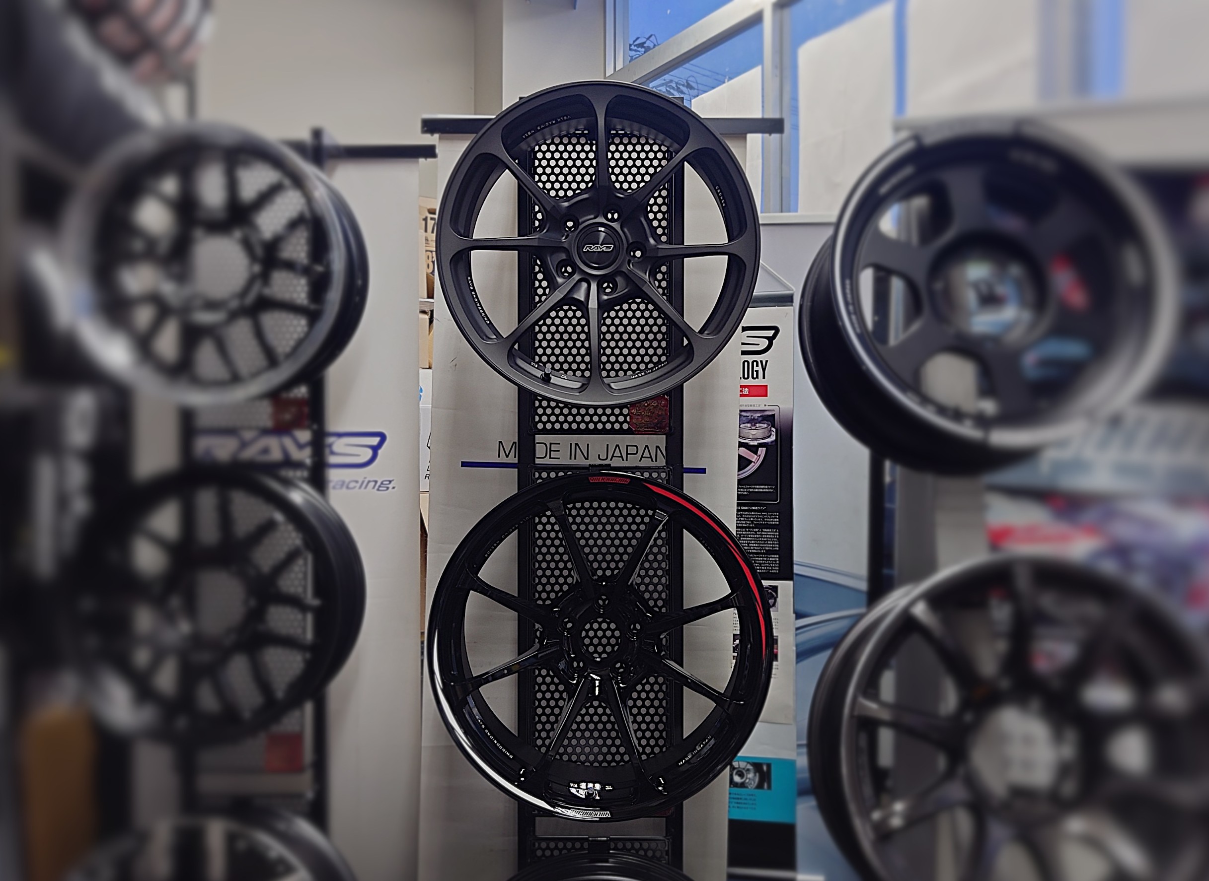 RAYS（レイズ）の 2024年 NEWモデル☆ ボルクレーシング「NE24 club sport」が来店 !! 1週間くらい滞在しています ♪ | ホイール タイヤ > タイヤ・ホイール交換 ...