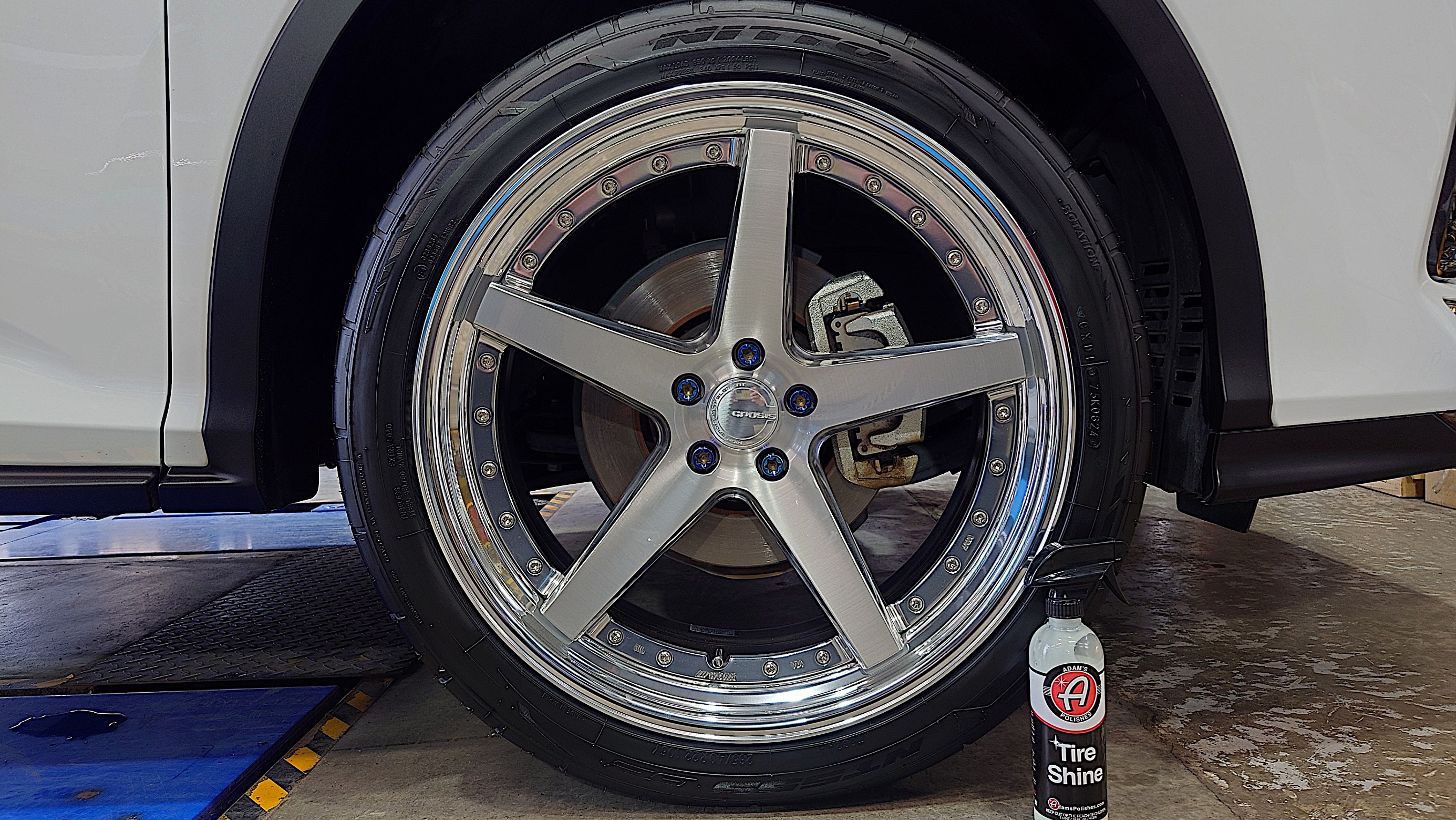 WORK（ワーク）2024年 新商品「GNOSIS CVF」の装着作業などなど ／ レクサス RX450h | レクサス RX ホイール タイヤ > タイヤ・ホイール交換 | Feel ...