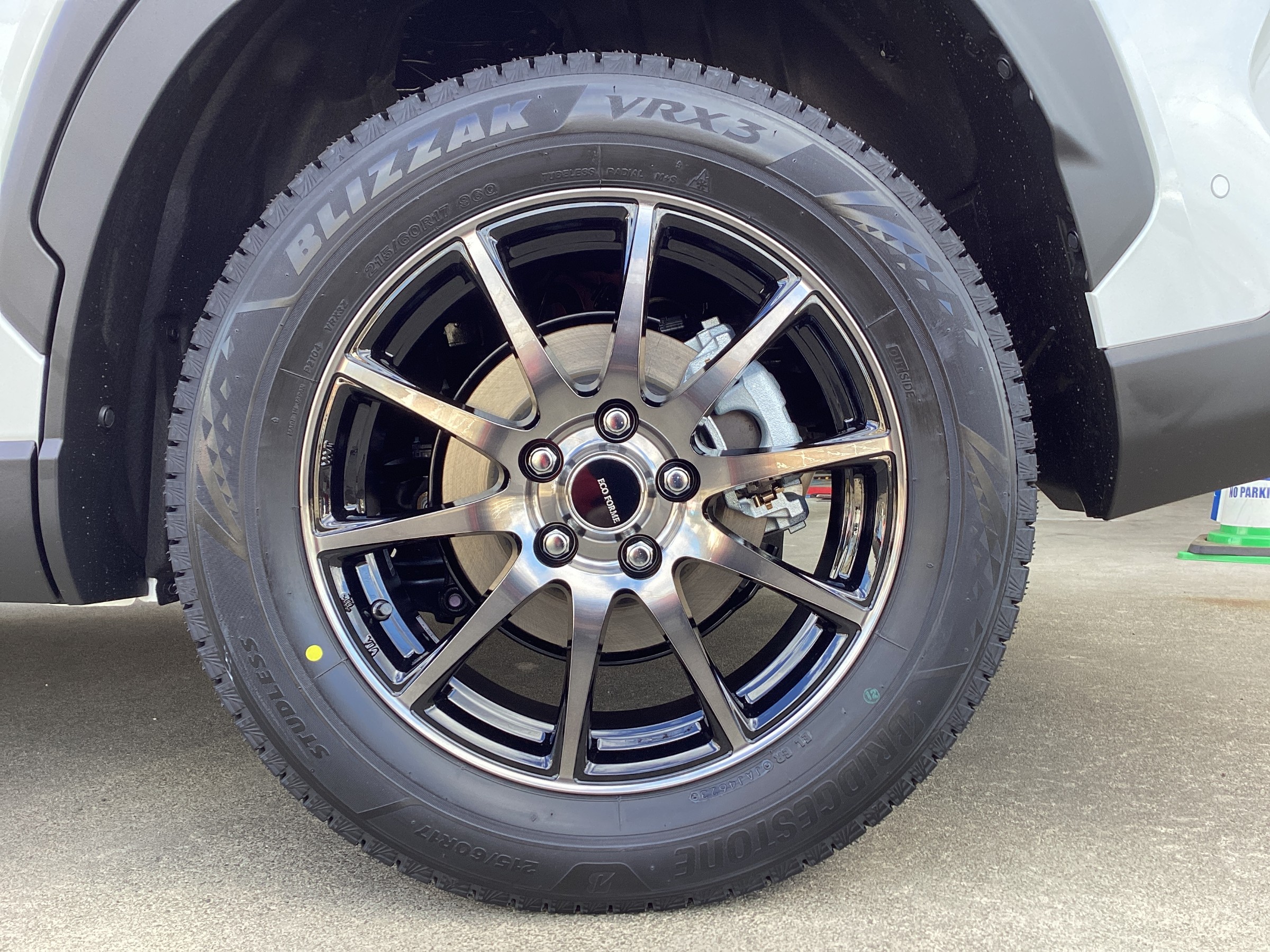 VRX3＆ECO FORME装着！ | スタッフ日記 | コクピット 名取 | 車のカスタマイズにかかわるスタッフより