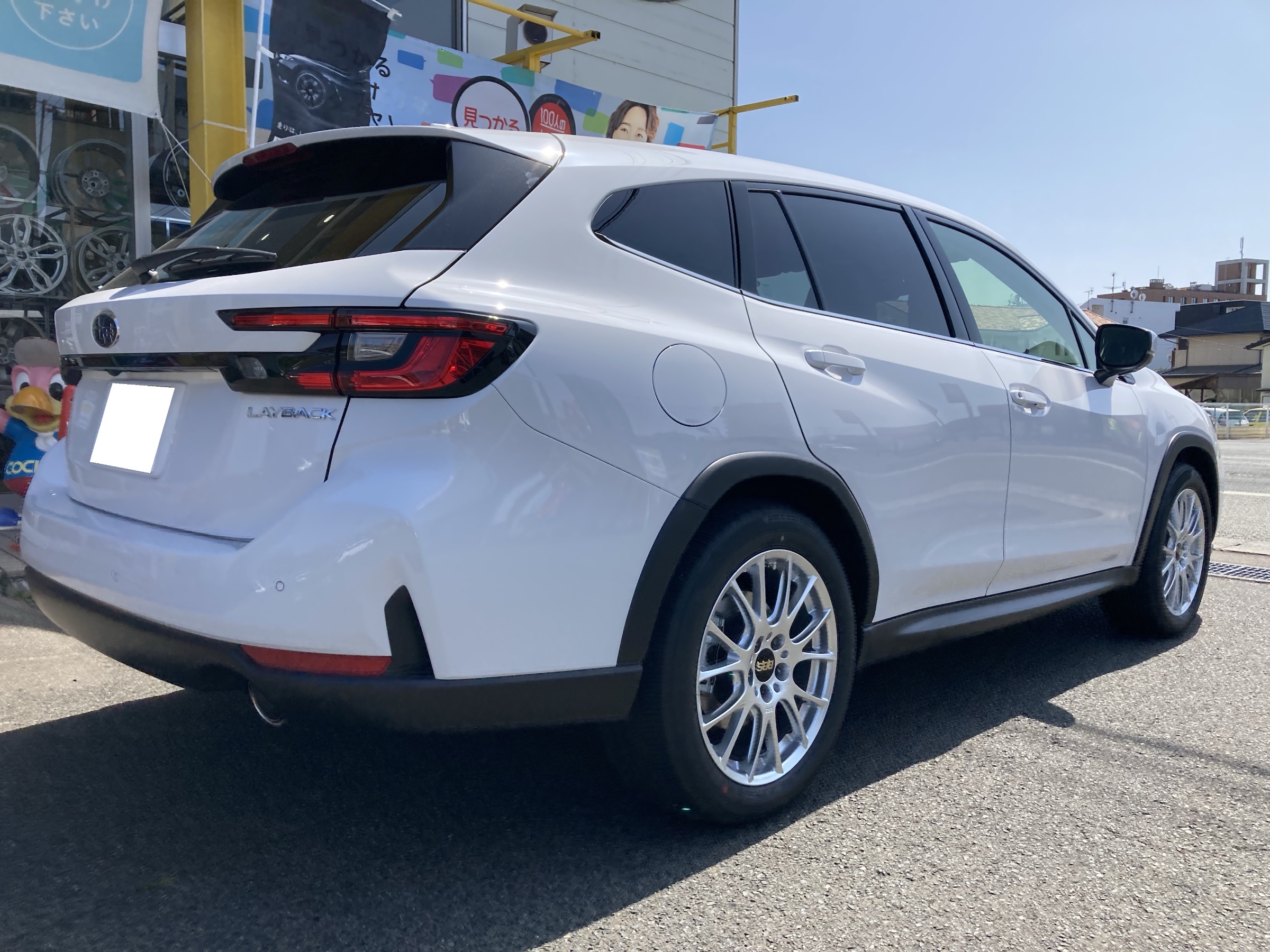 【VN5 SUBARU LEVORG LAYBACK】×【BBS RE-V】！ | オーナーズカーインデックス | カスタマイズカー紹介 | コクピット モリオカ | お客さまの車高調、ドレス ...