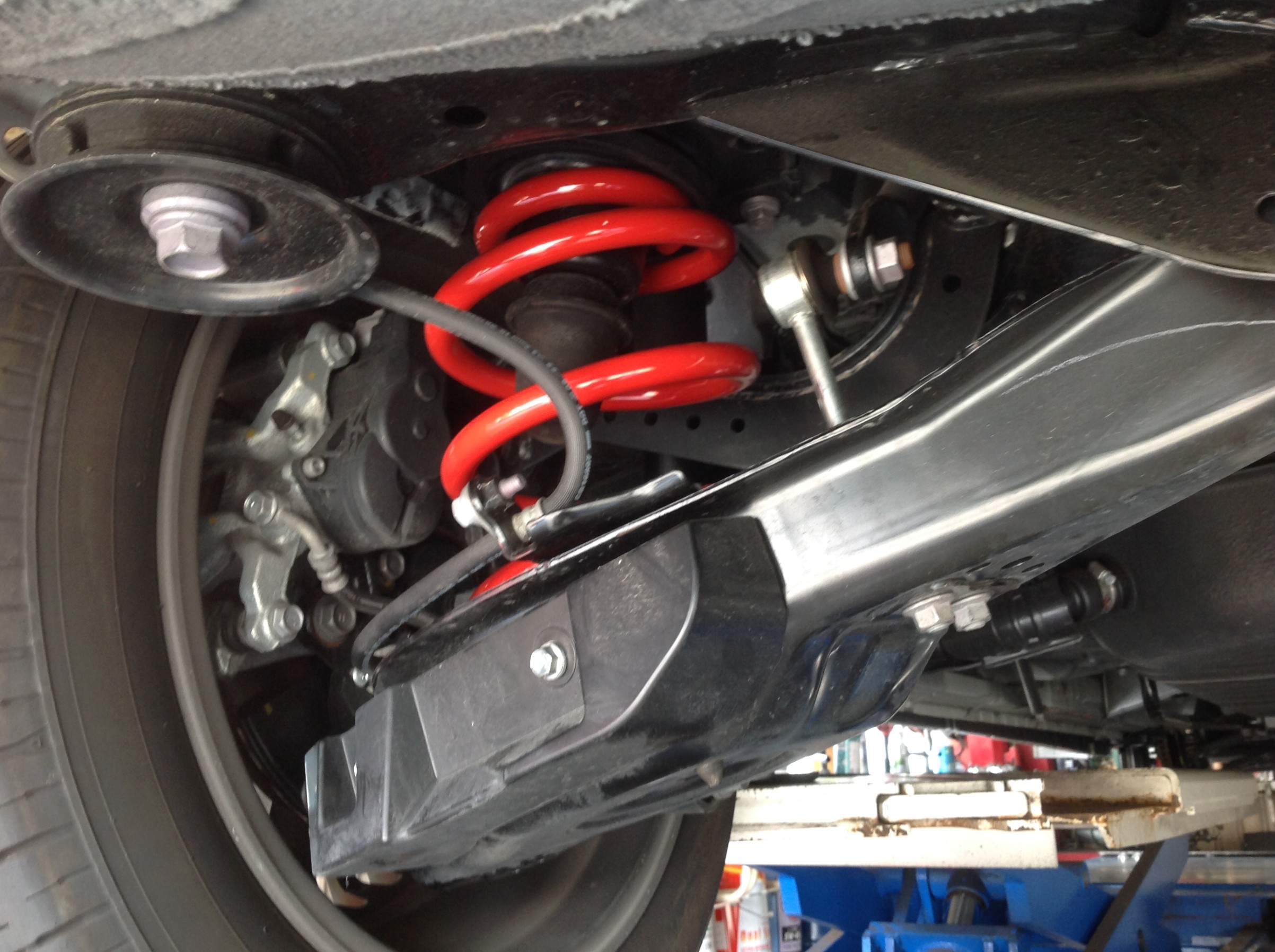 TANABE サステックNF210スプリングでスタイリッシュにローダウン ♪ | トヨタ アルファード 足まわり（サスペンション・ブレーキ ...