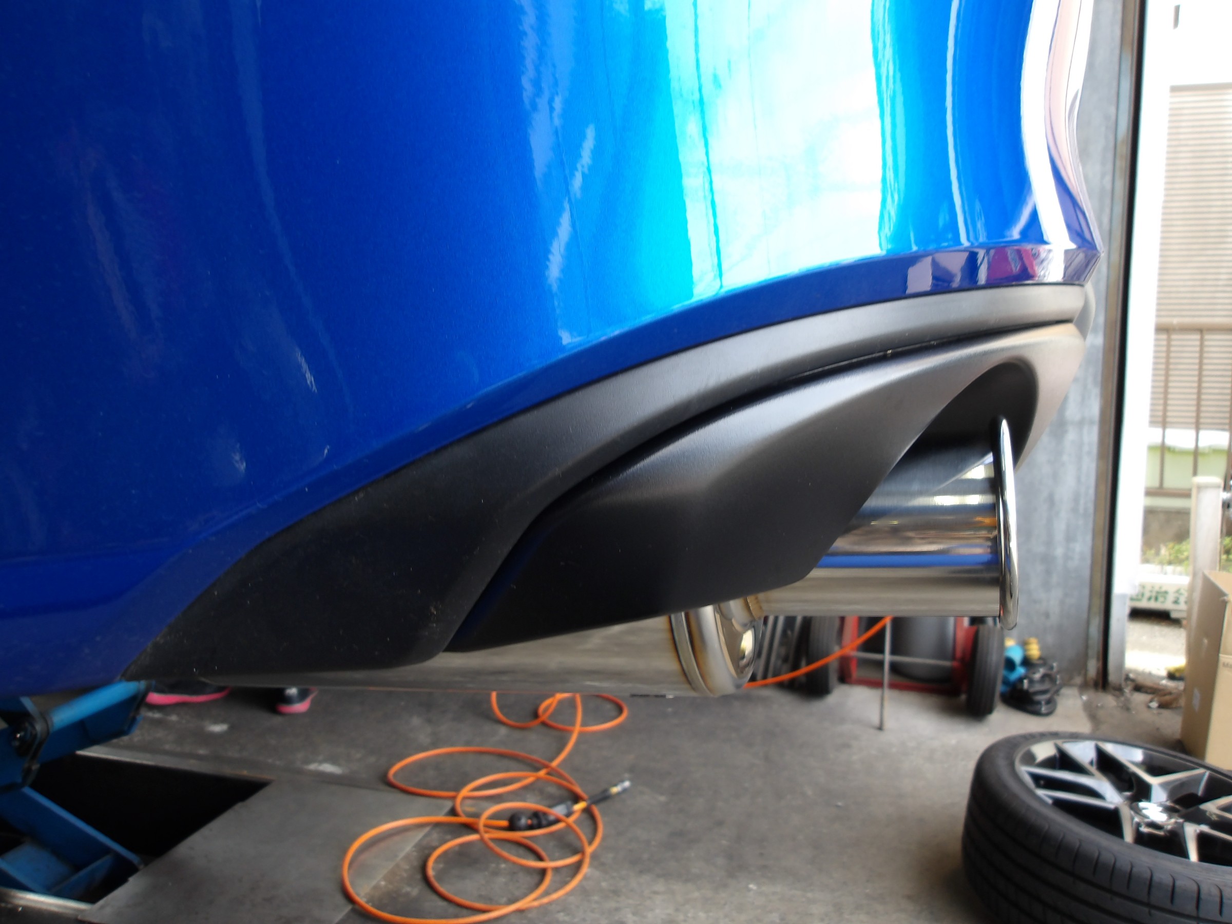 シビック（FL1）スプーン製「N1マフラーキット（保安基準適合）」装着。 | ホンダ シビック 吸・排気系 HID・LED（その他電装系） > マフラー交換 | 作業日誌 | コクピット 川越 ...