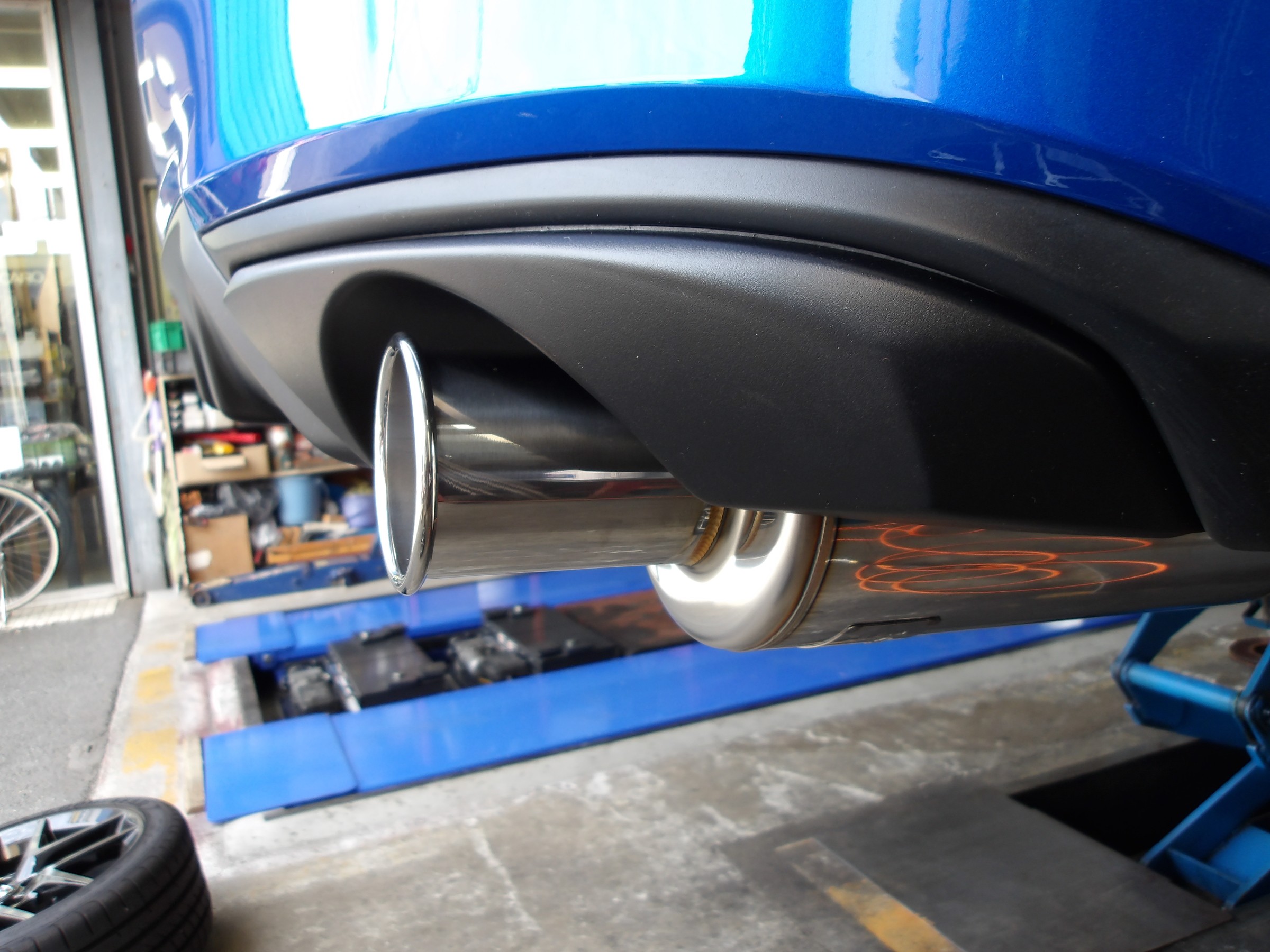 シビック（FL1）スプーン製「N1マフラーキット（保安基準適合）」装着。 | ホンダ シビック 吸・排気系 HID・LED（その他電装系） > マフラー交換 | 作業日誌 | コクピット 川越 ...