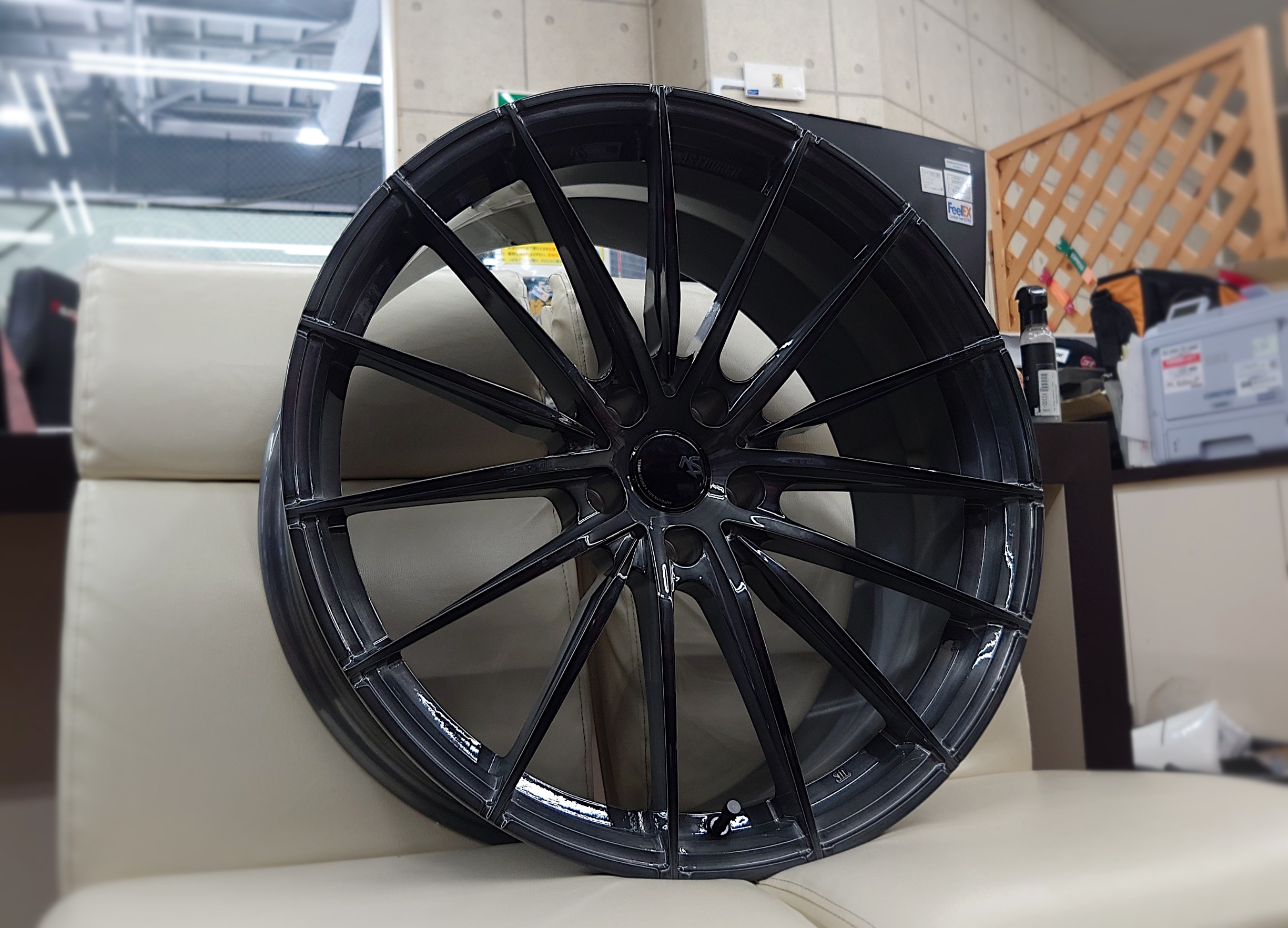 阿部商会 鍛造ホイール 「AS FORGED」AS105 が「顔見世」に来てくれました | ホイール タイヤ > タイヤ・ホイール交換 | Feel Book | スタイルコクピット フィール ...