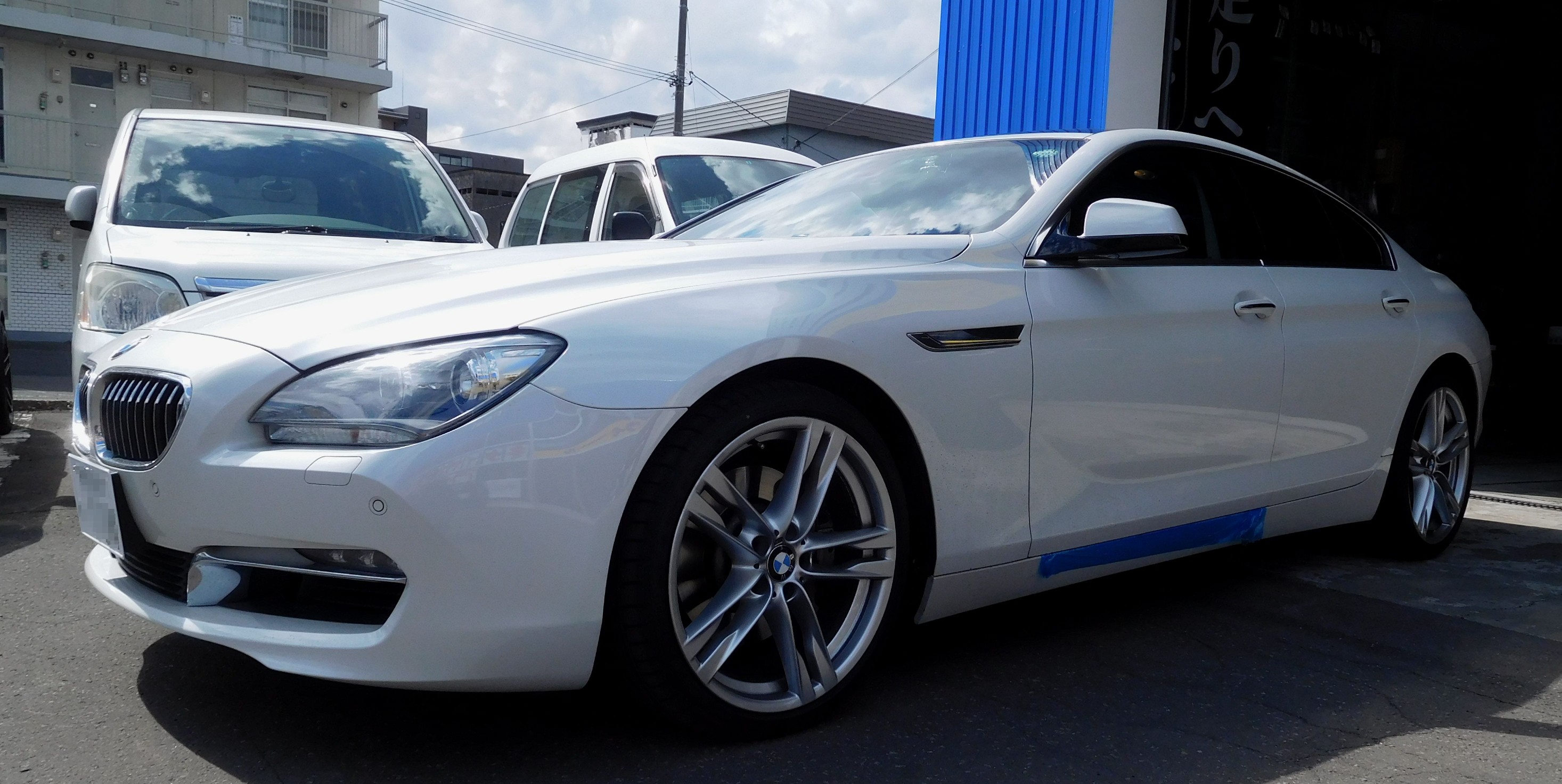 BMW F06 640i グランクーペ に ドライブレコーダー取付作業 ／ BREX（ブレックス）Smart Reco BCC410 ...