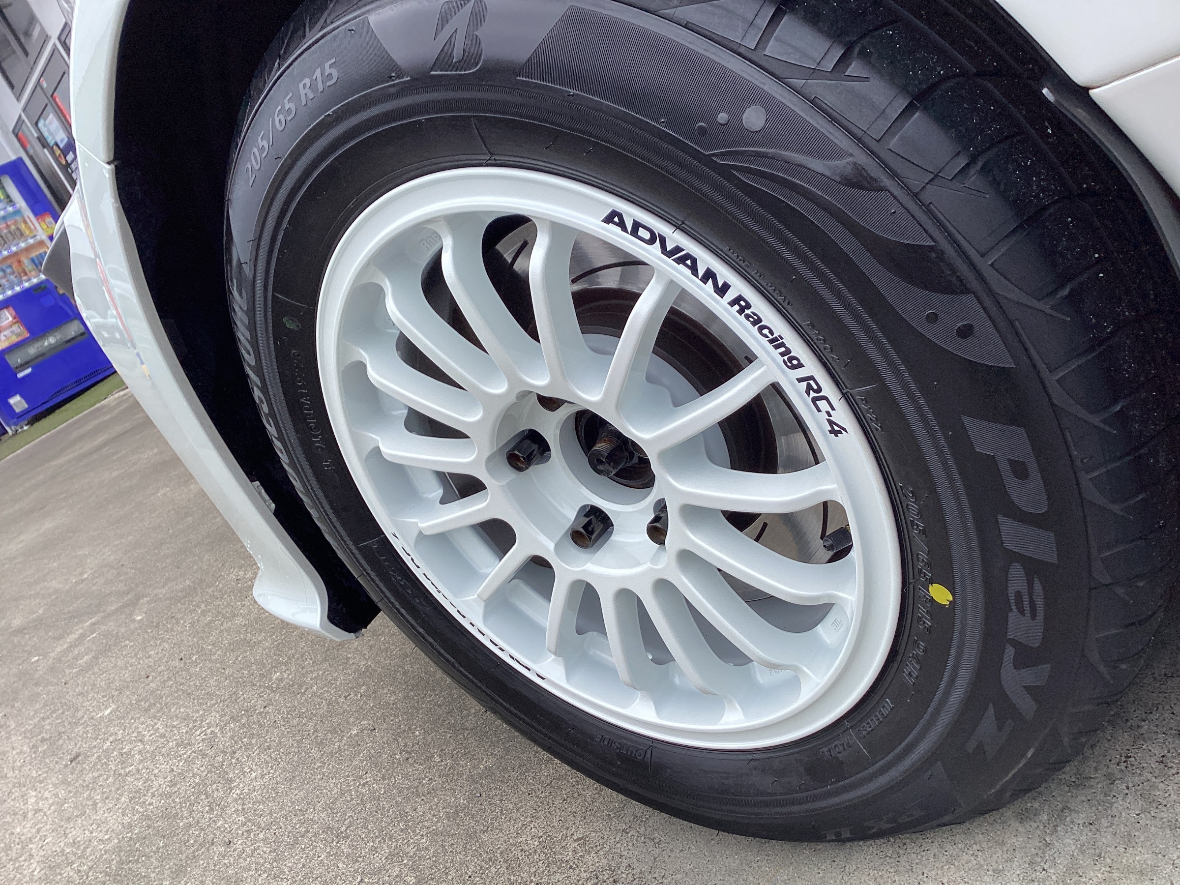 GRヤリスRC GXPA16 タイヤ＆ホイール交換！ | トヨタ GRヤリス タイヤ | カスタマイズ別ショーケース | コクピット 名取 | お店の取付加工事例紹介