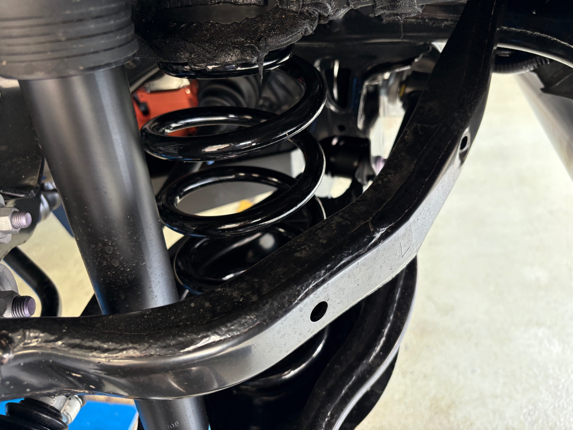 TOYOTA CROWN SPORT RSR Ti2000 Half Down | 取り付け事例 | コクピット21世田谷 | お店の取付加工事例紹介