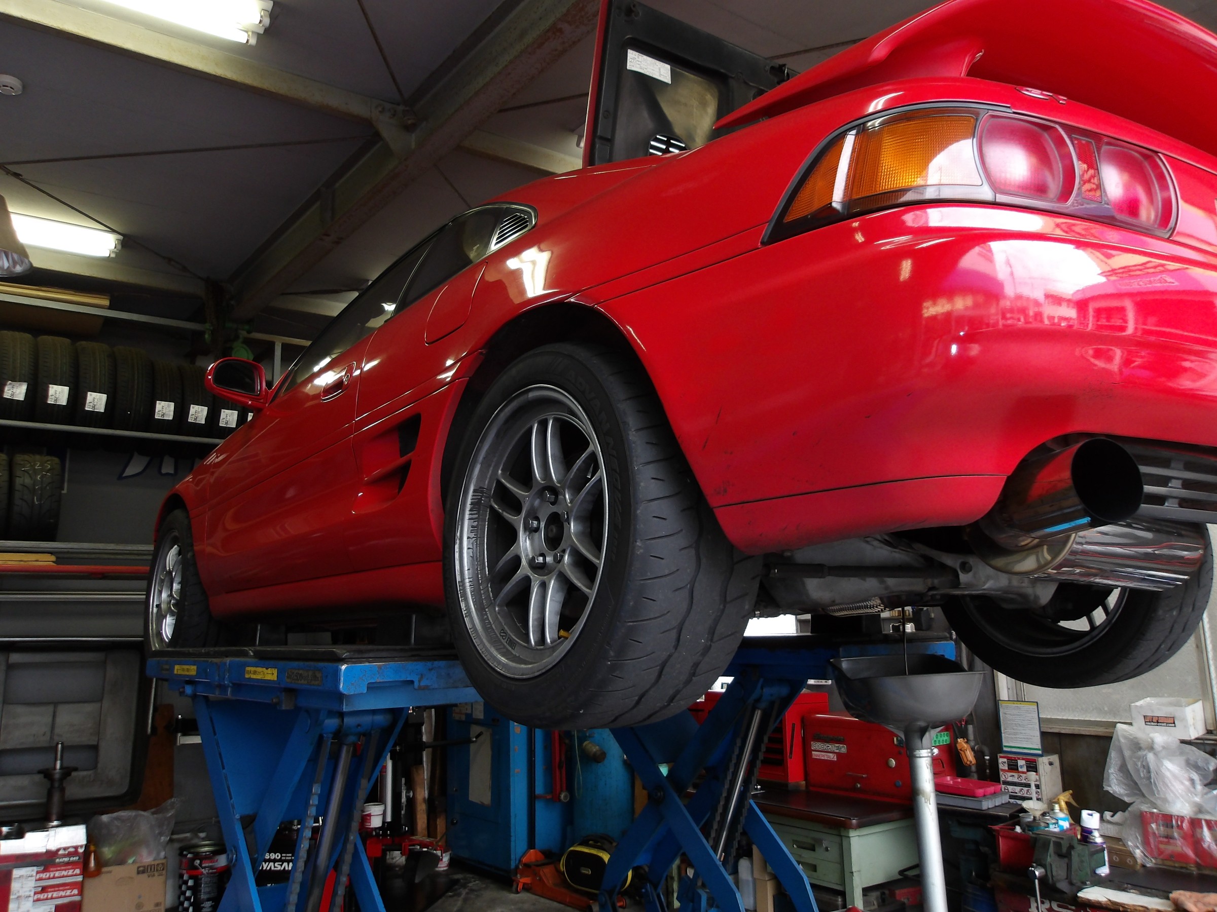 MR2（SW20）エンジンオイル交換。 | トヨタ MR2（SW20） メンテナンス（オイル・バッテリー他） メンテナンス（オイル・バッテリー ...